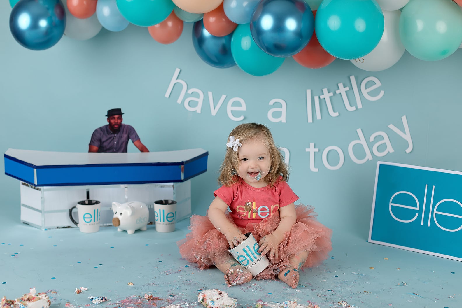 Ellen DeGeneres Cake Smash Photo Shoot | PS Family