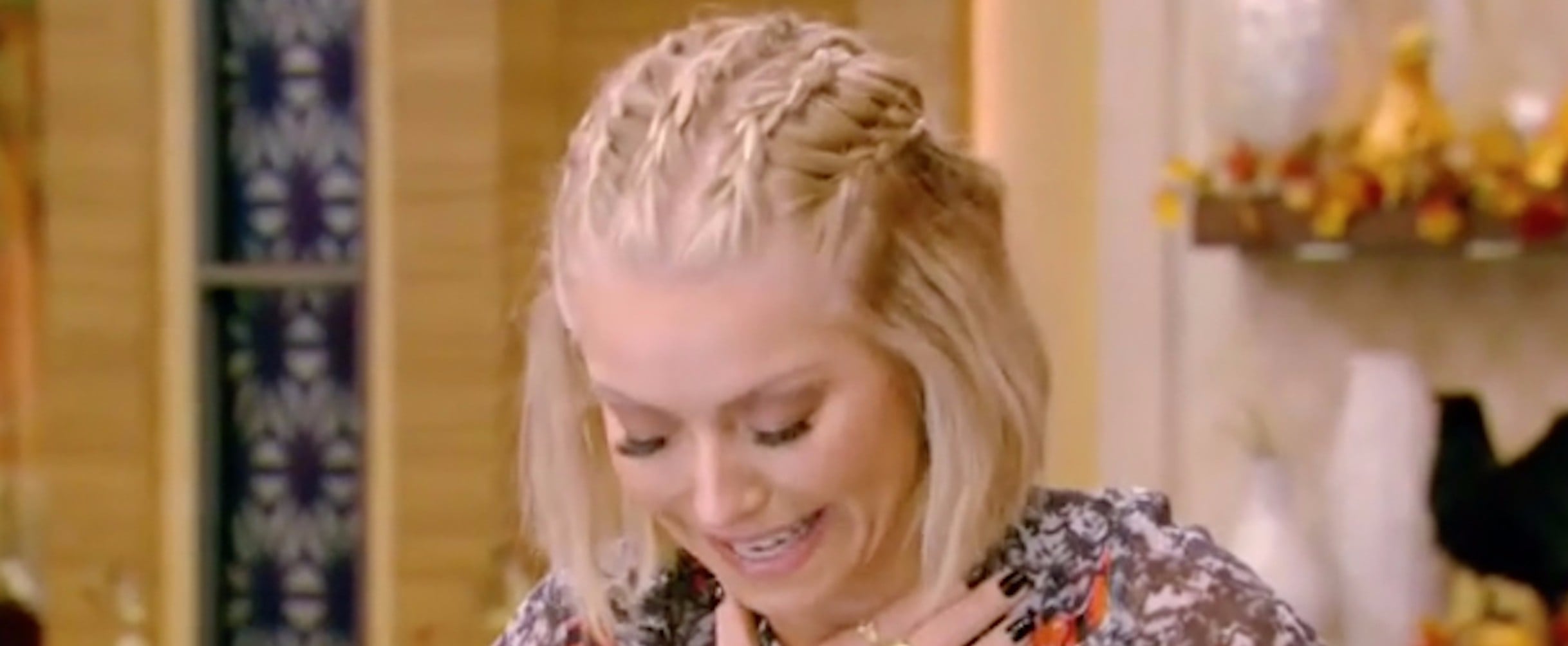 Kelly Ripa Talks About Son's Dyslexia on Live October 2017 | POPSUGAR ...