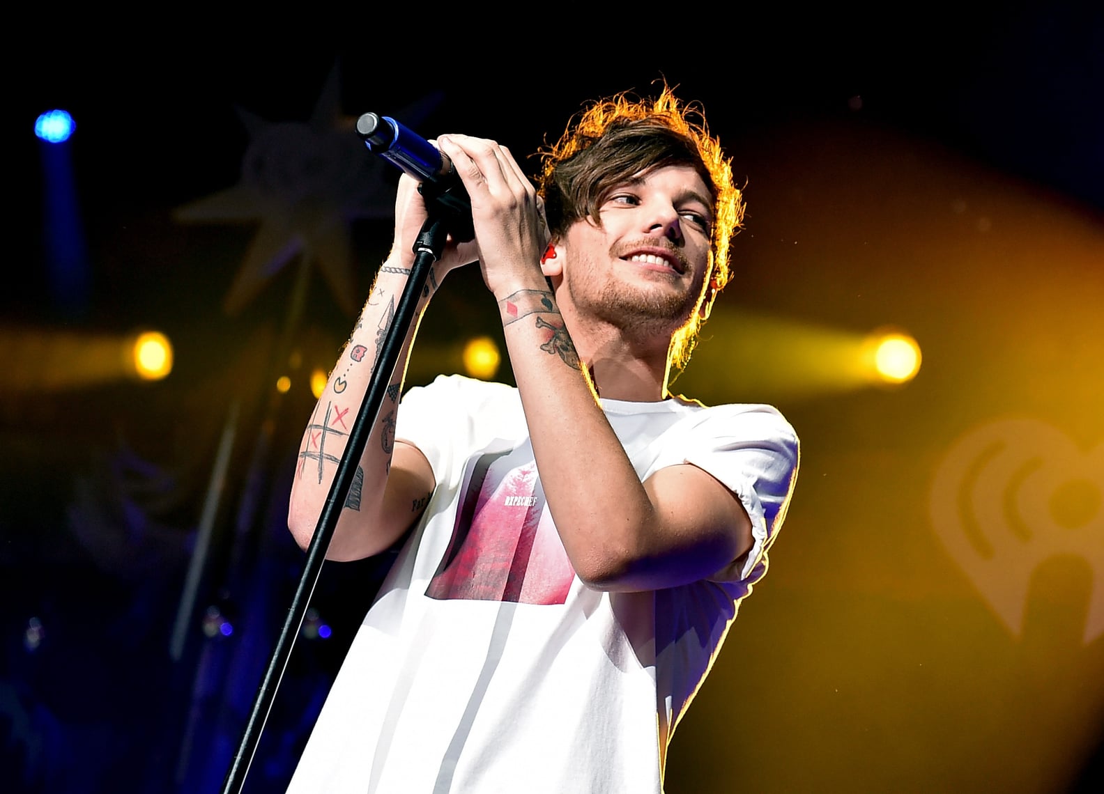 Hot Louis Tomlinson Pictures | POPSUGAR Celebrity