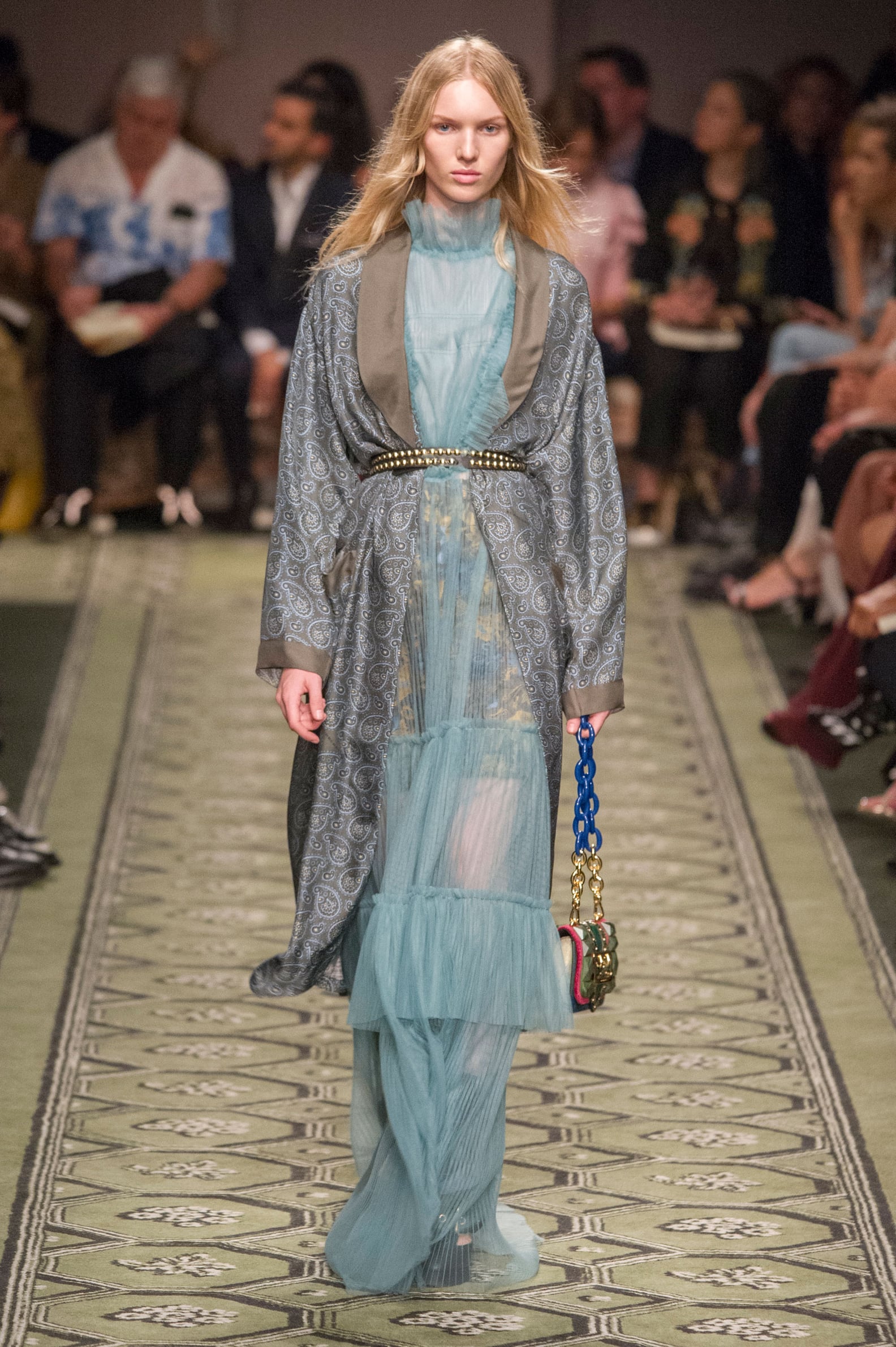 Burberry Runway Show September 2016 | PS Fashion