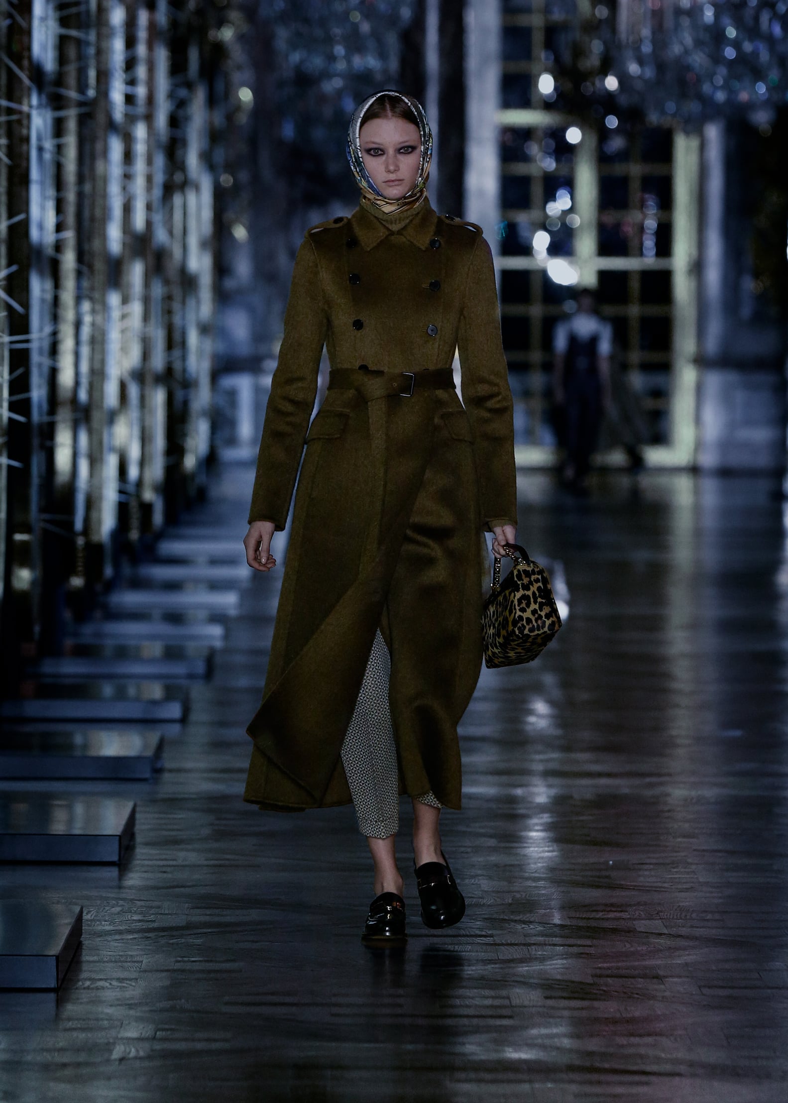 Dior Fall/Winter 2021 Fashion Show Photos and Review | PS Fashion