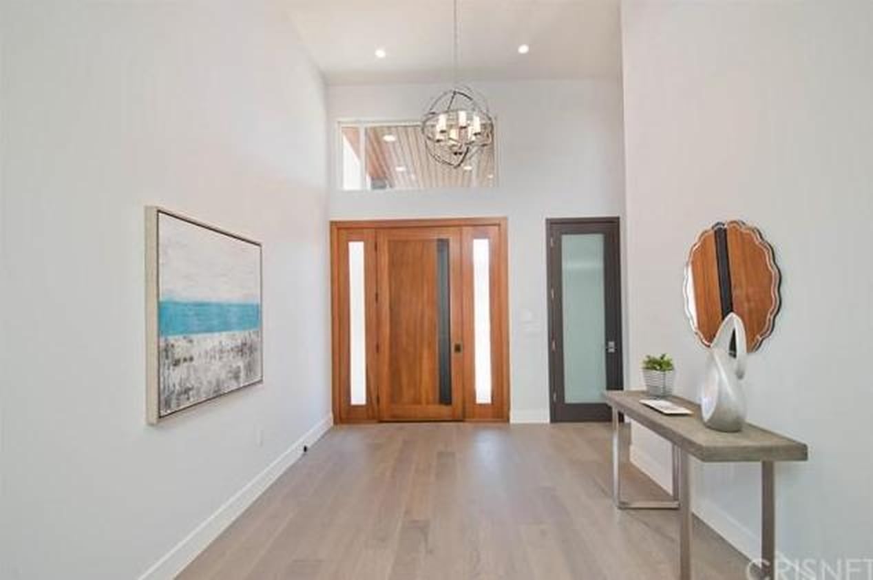 Ariel Winter Buys House in LA | PS Home