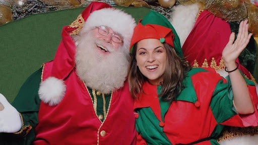 Being a Mall Elf For a Day | POPSUGAR Entertainment