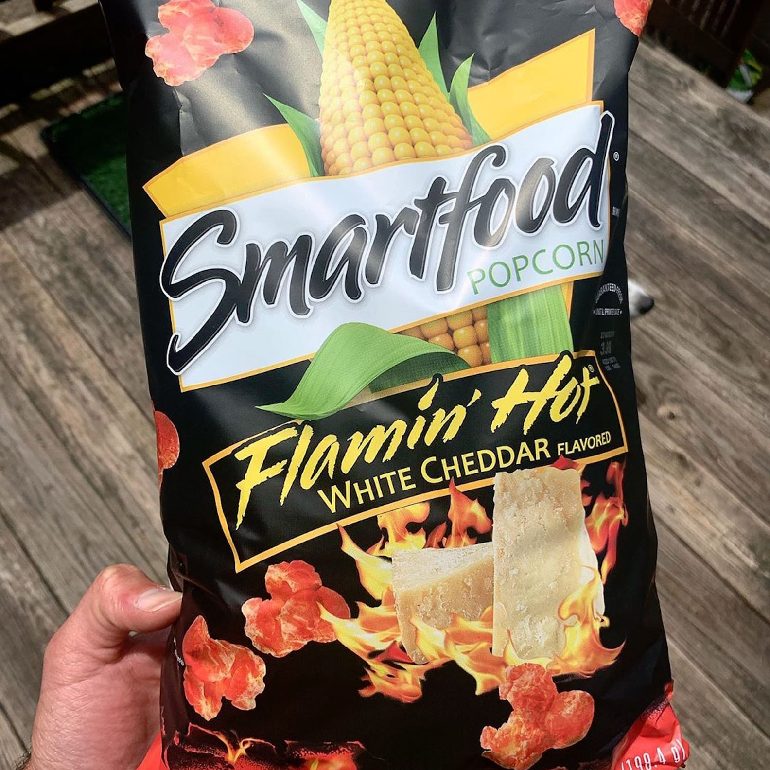 Smartfood Flamin' Hot White Cheddar Popcorn | PS Food
