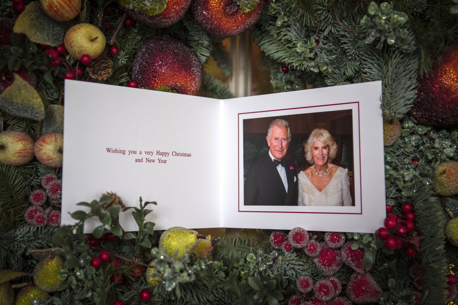 Prince William and Kate Middleton Christmas Card 2017 | PS Celebrity