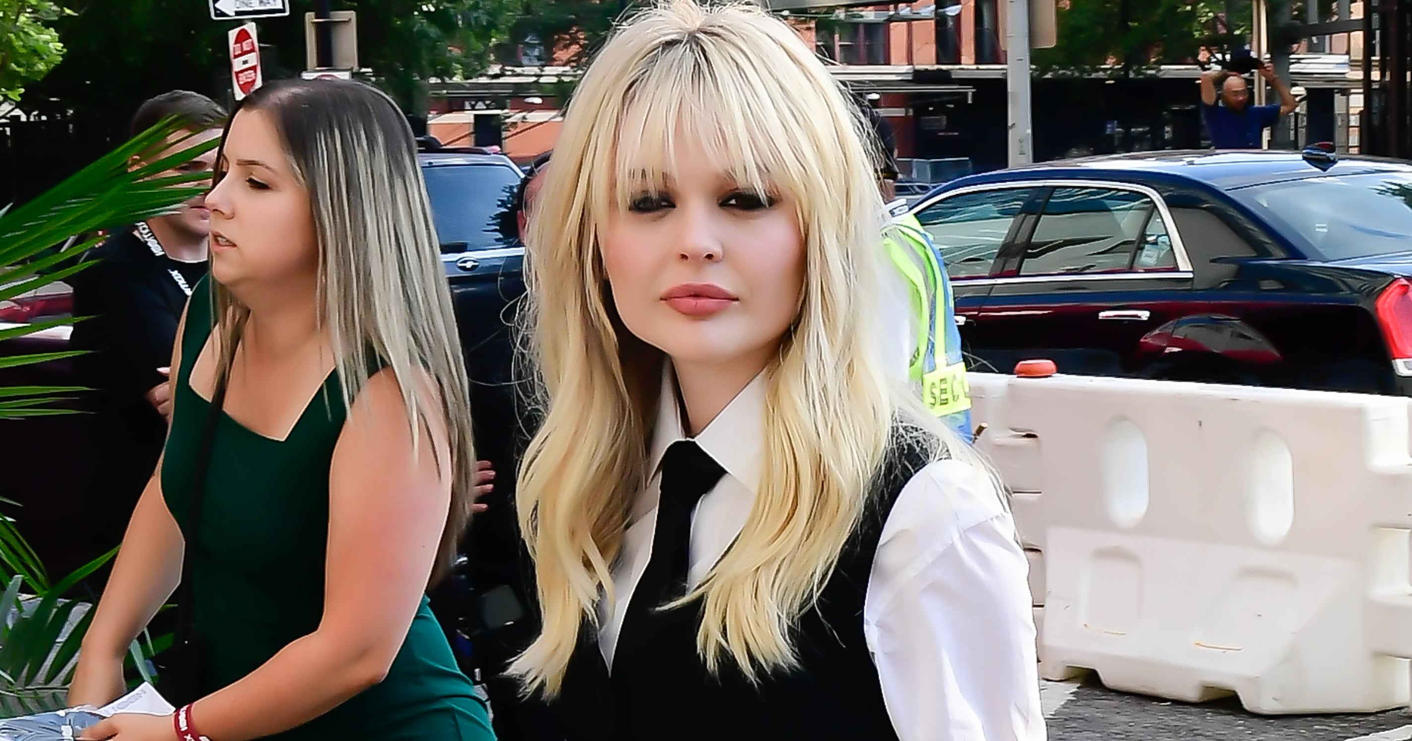 Gossip Girl Star Emily Alyn Lind's Best Fashion Moments | PS Fashion