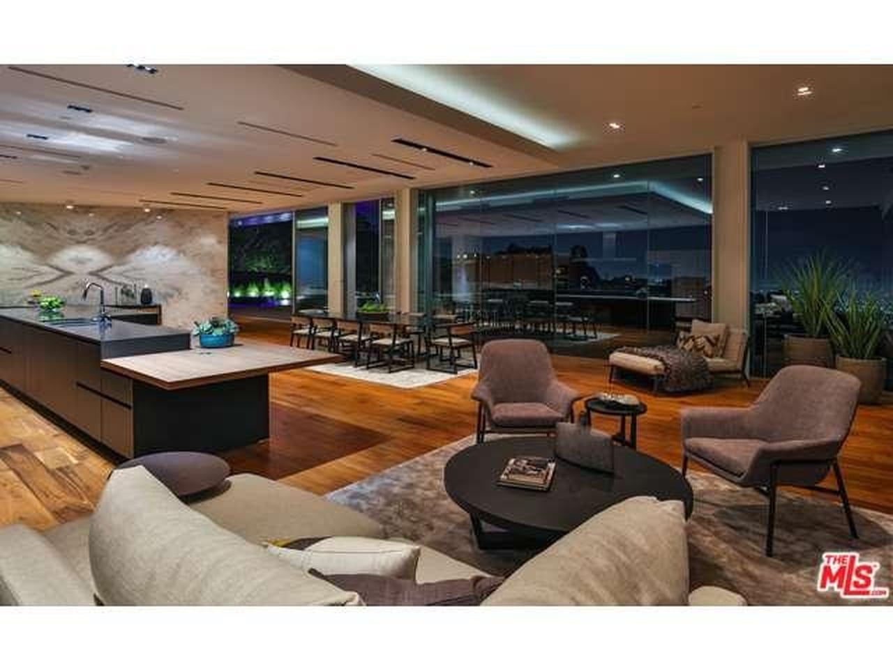 Brittany Murphy's House Is For Sale | PS Home
