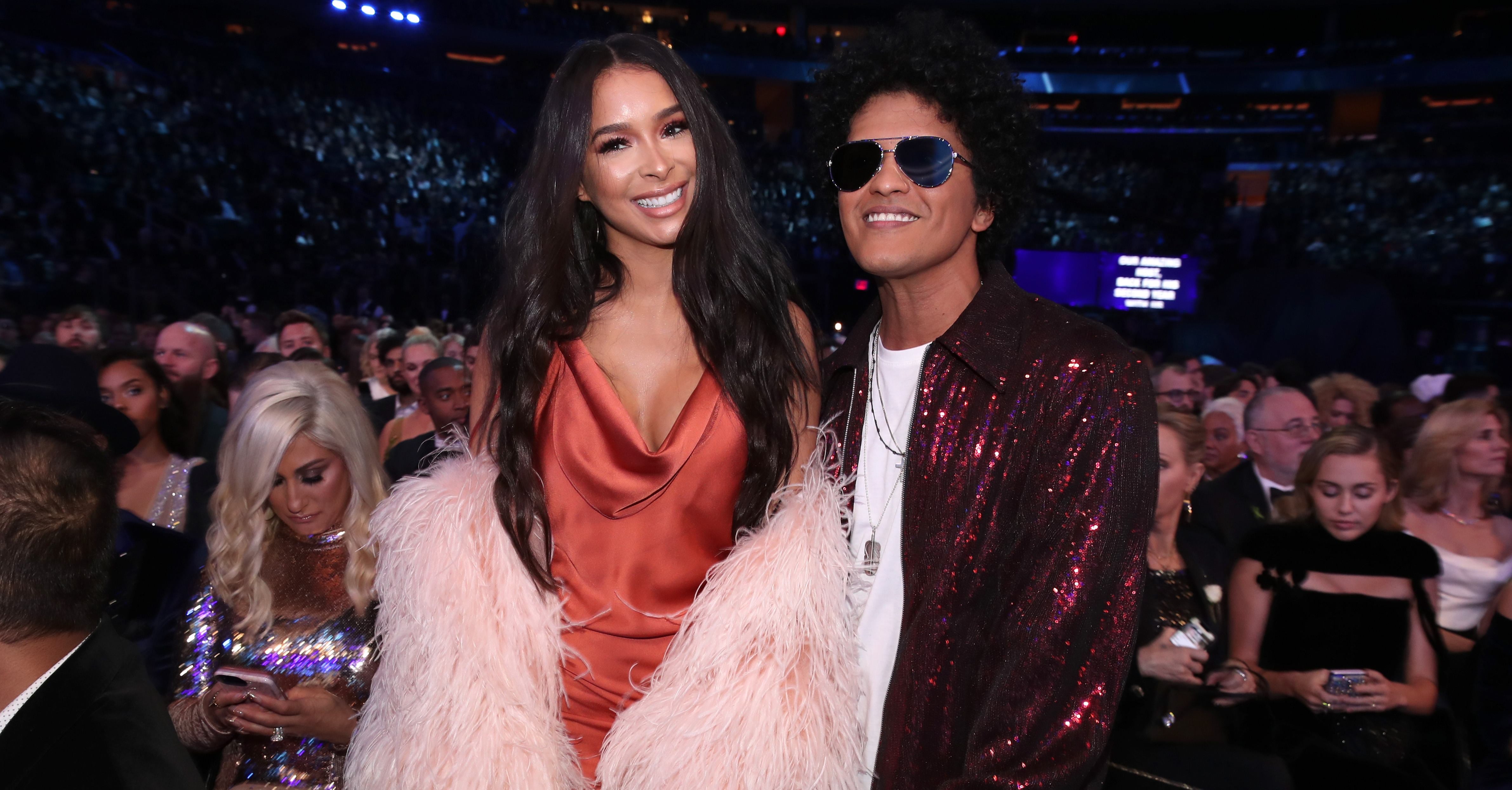Who Is Bruno Mars's Girlfriend, Jessica Caban? | PS Celebrity