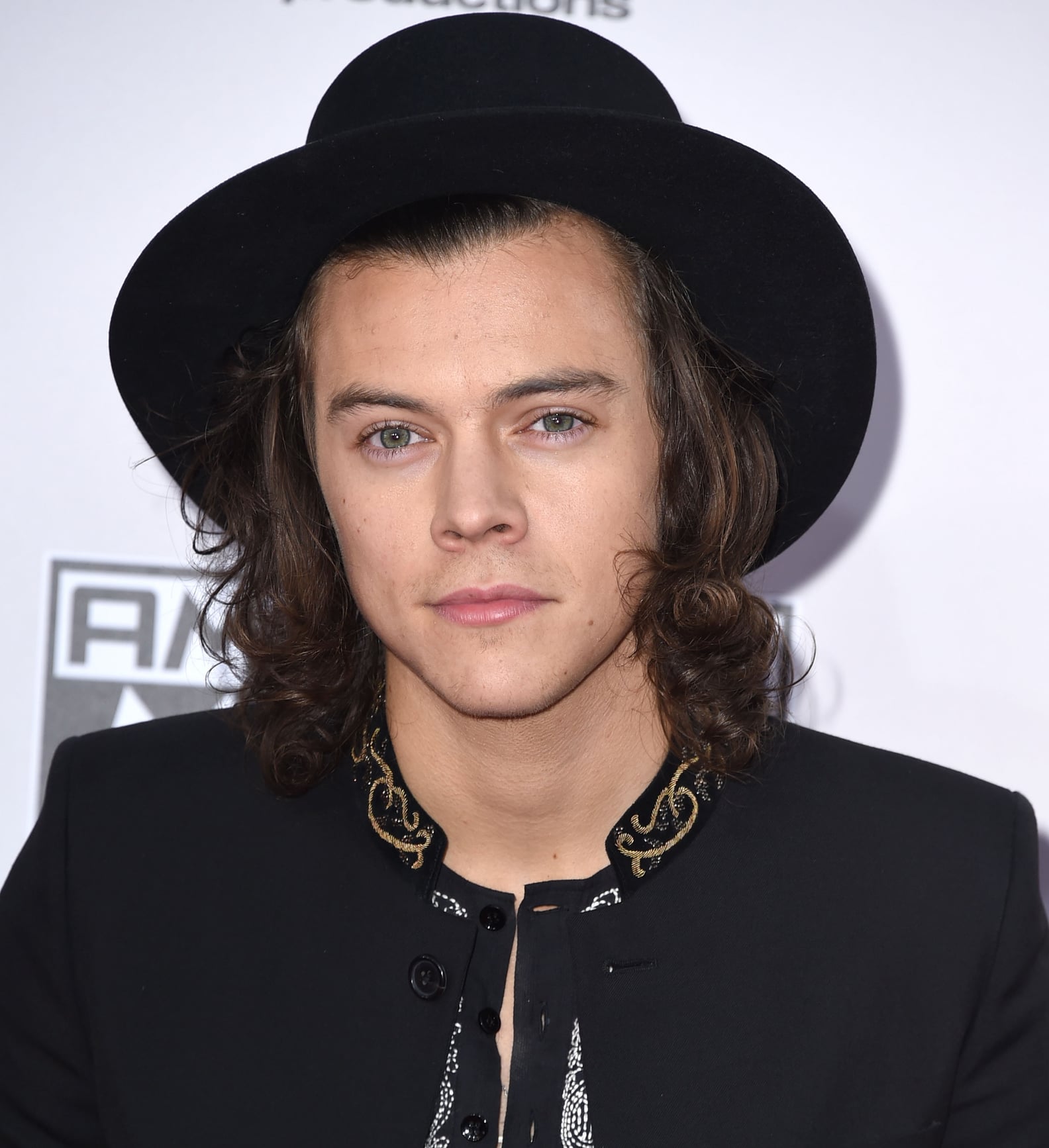 Harry Styles Throughout the Years in Pictures | PS Celebrity