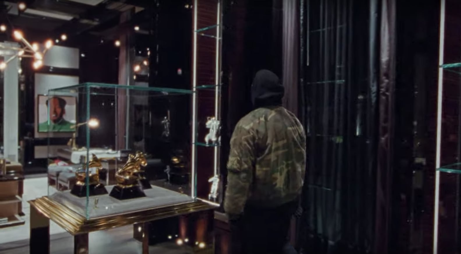 Drake's New Music Video Shows Off His Toronto Home | Photos | PS Home