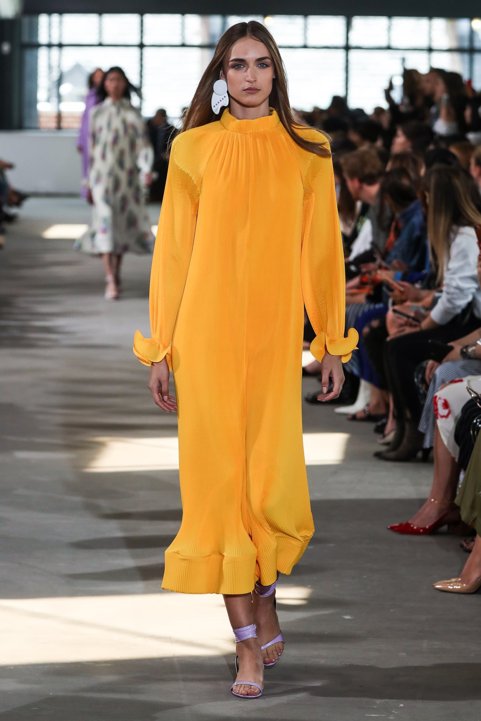 Yellow Dresses on the Runway Spring 2018 | PS Fashion