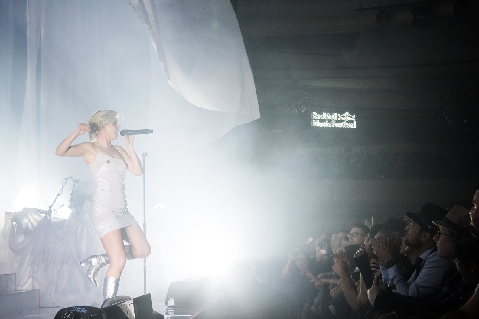 Robyn 2019 Honey Concert Tour Review | PS Entertainment