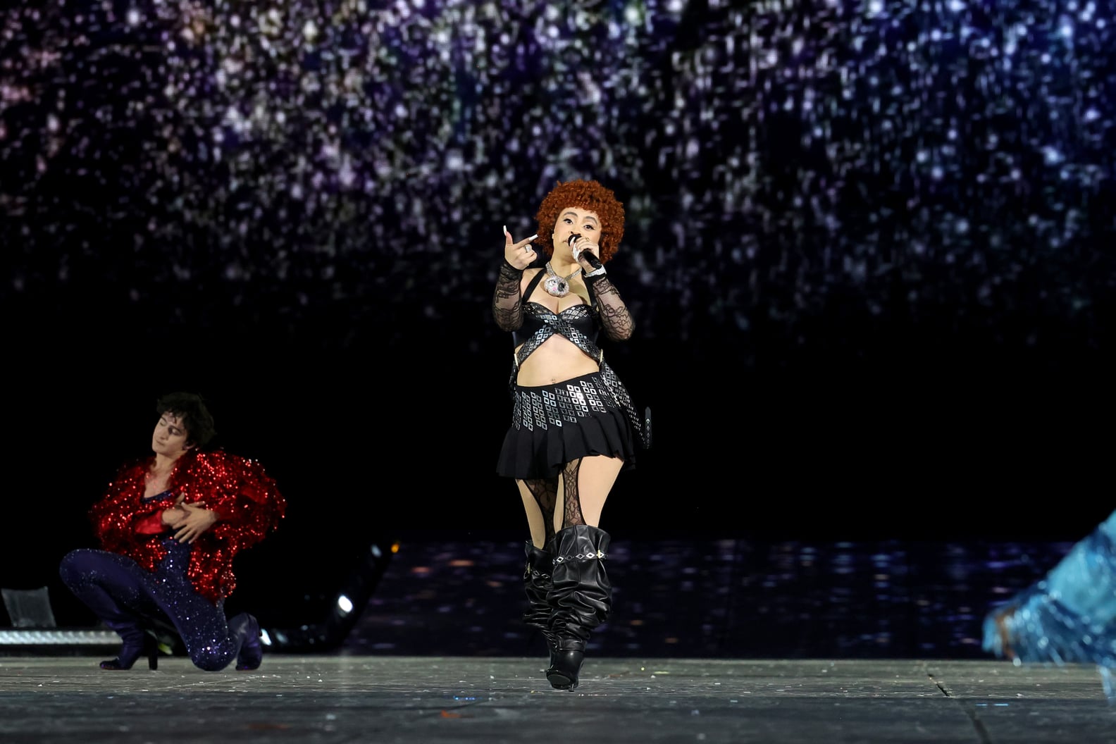 Ice Spice Joins Taylor Swift Onstage During Eras Tour | POPSUGAR ...