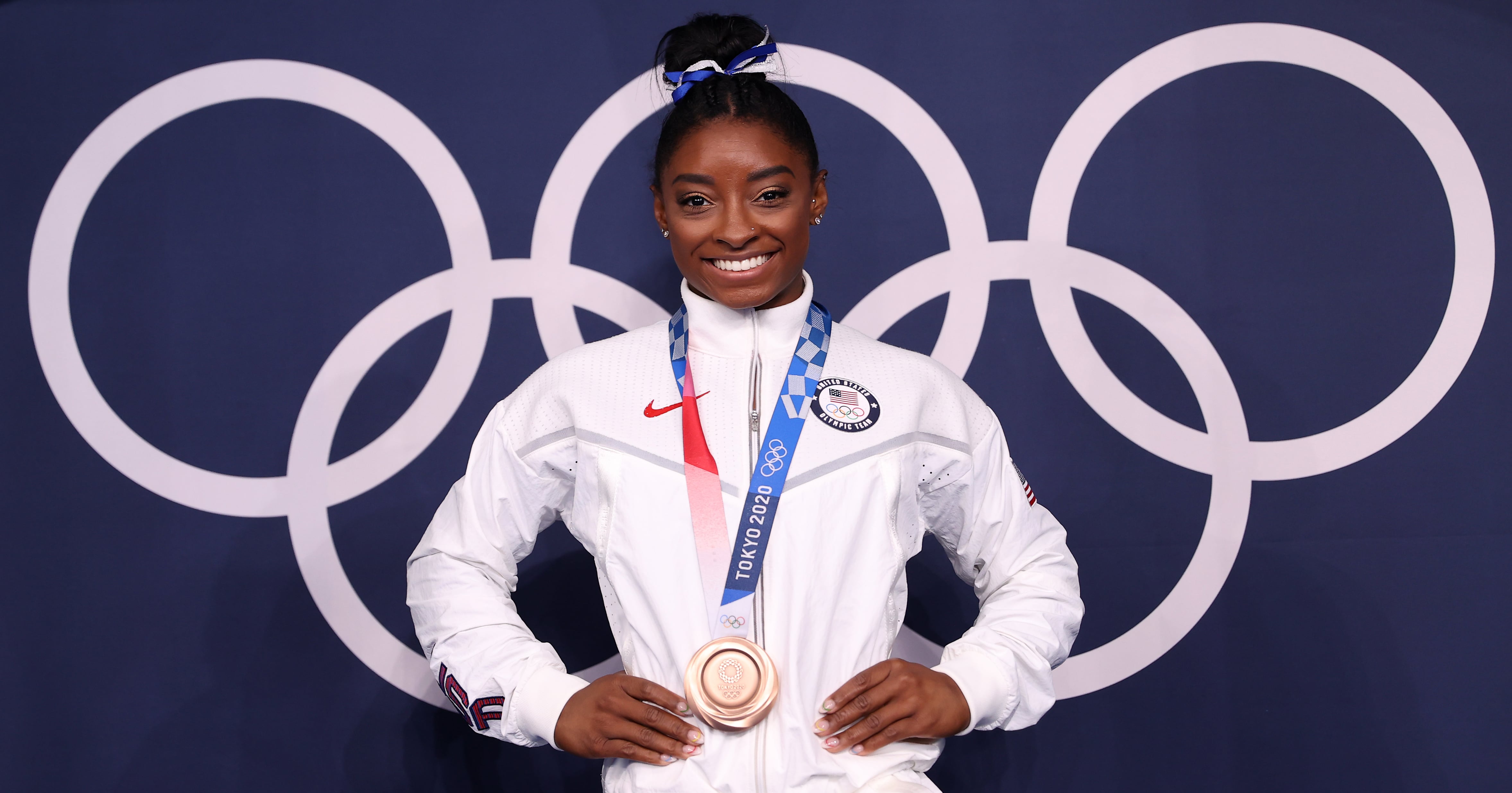Stars Congratulate Simone Biles on Olympic Bronze Win | PS Celebrity