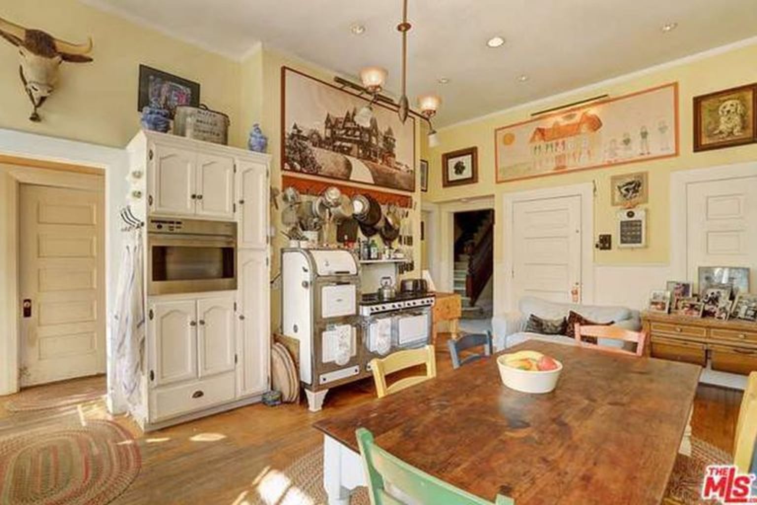 Kat Von D Buys House From Cheaper by the Dozen | PS Home