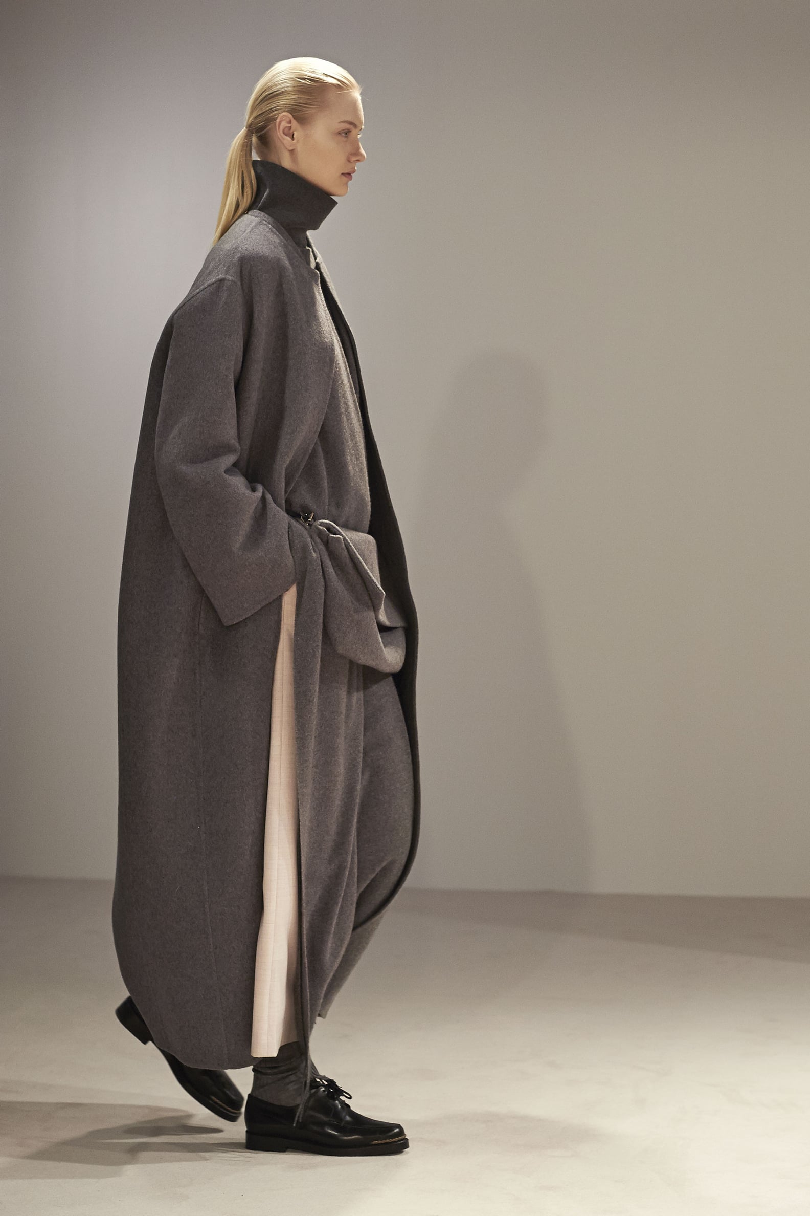 The Row Fall 2014 Runway Show | New York Fashion Week | PS Fashion