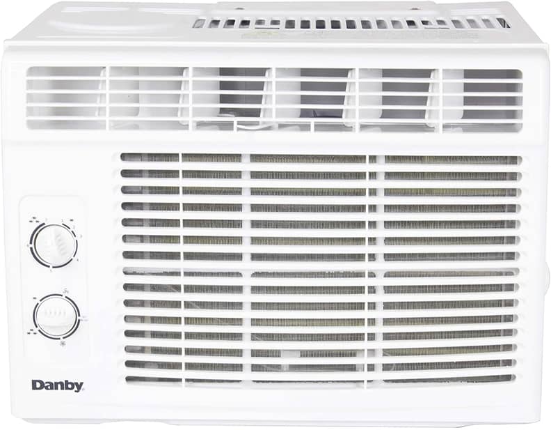 Whirlpool 350 8,000 BTU Window Air Conditioner White