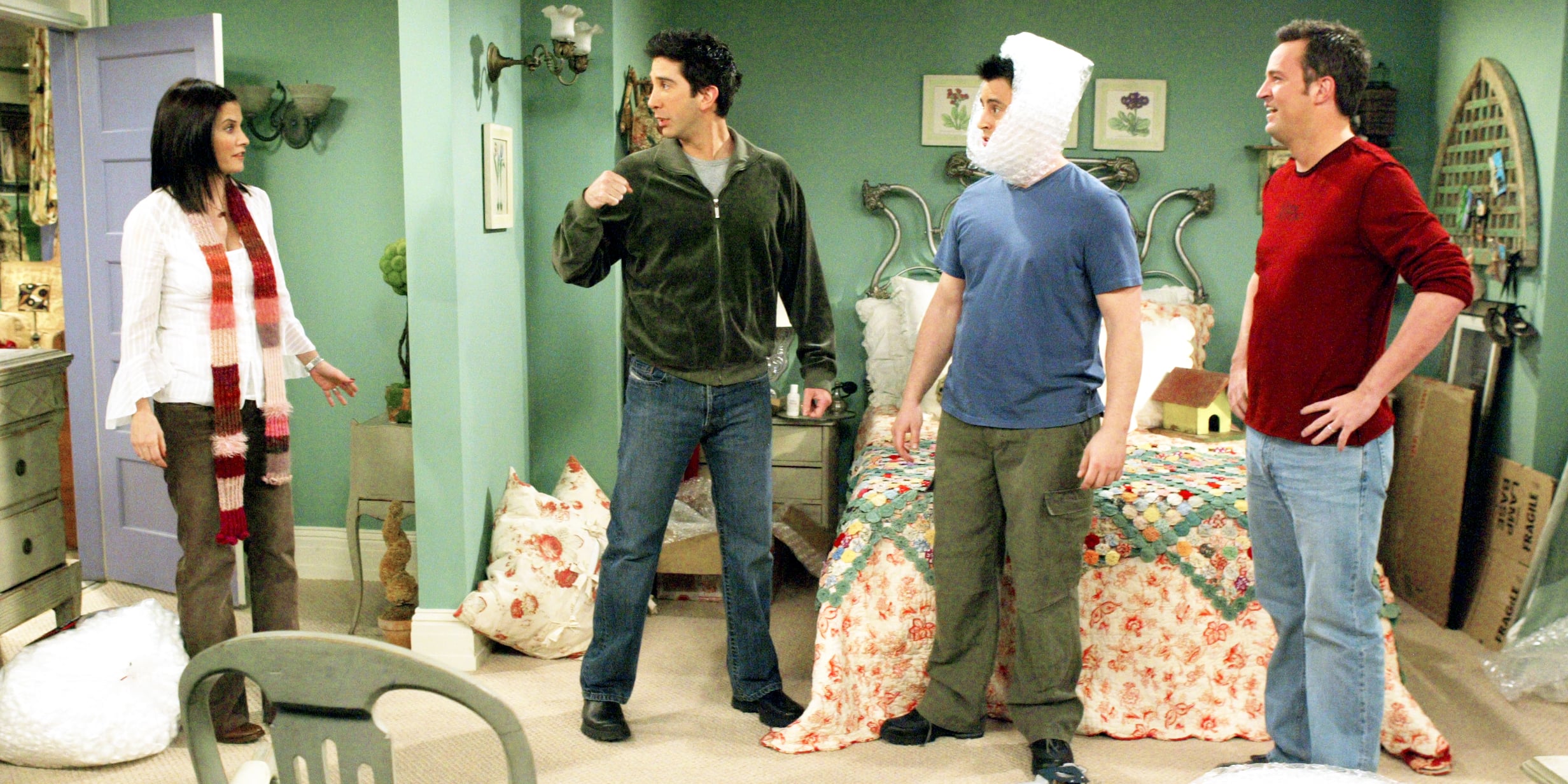 Friends 25th Anniversary Google Easter Eggs | PS Tech