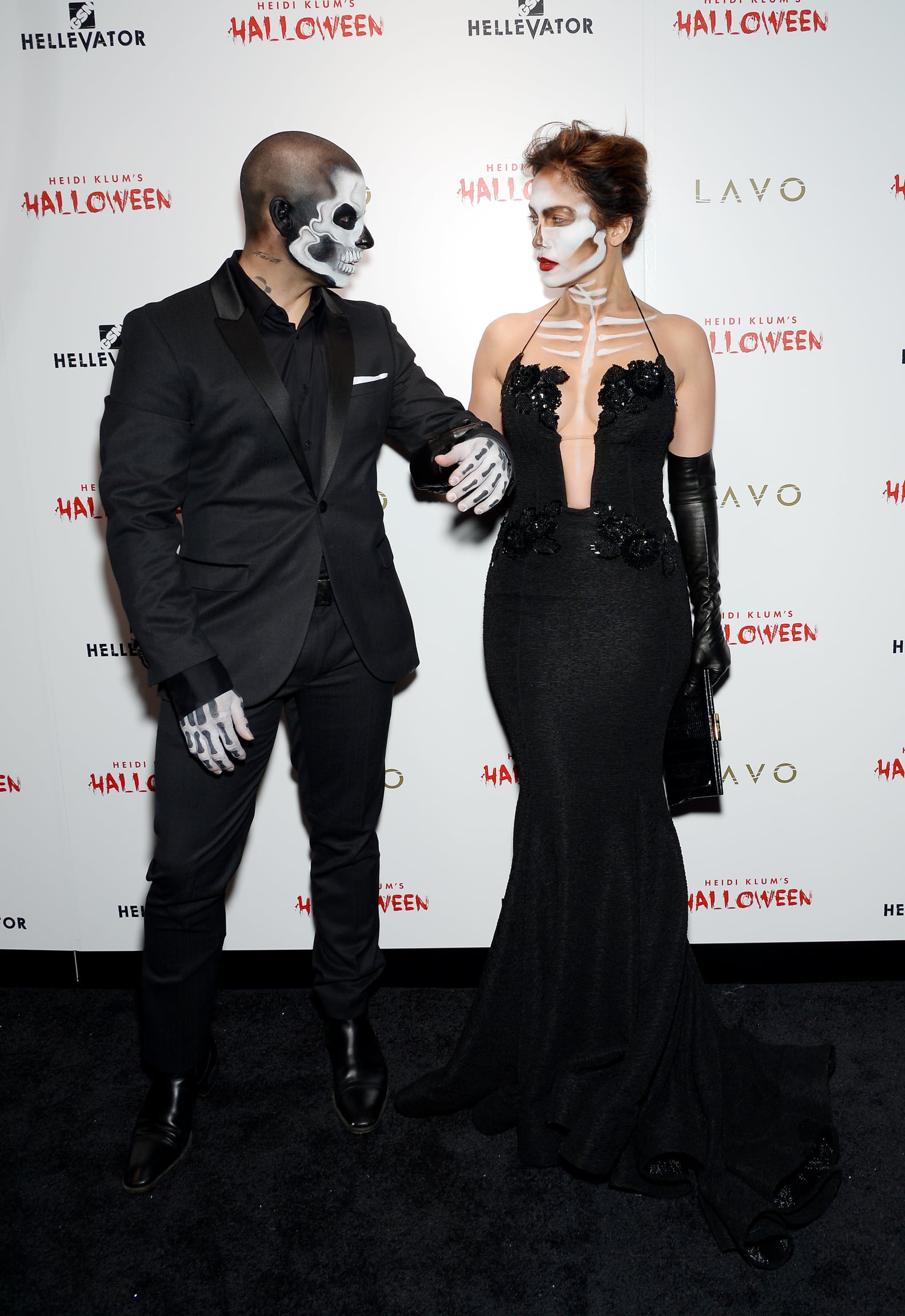 Jennifer Lopez and Casper Smart Skeleton Halloween Costumes | PS Latina
