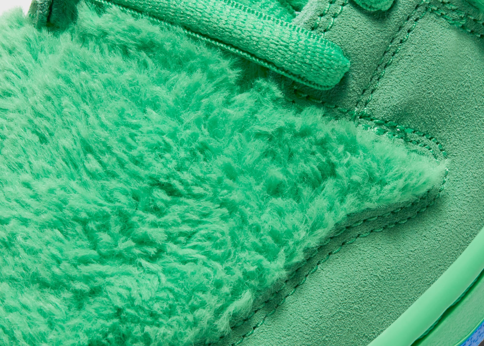 Nike Releases Furry Grateful Dead SB Dunk Low Sneakers | PS Fashion
