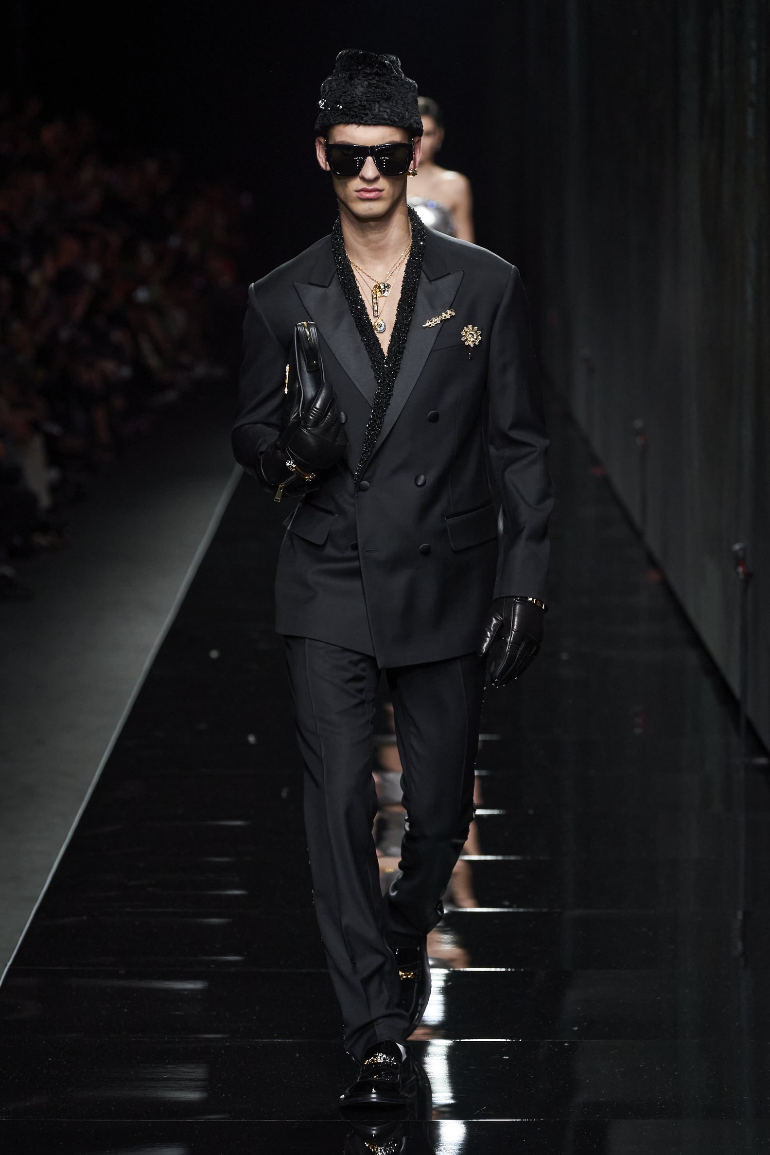 Versace's Fall/Winter 2020 Runway Show at Milan Fashion Week | PS Fashion