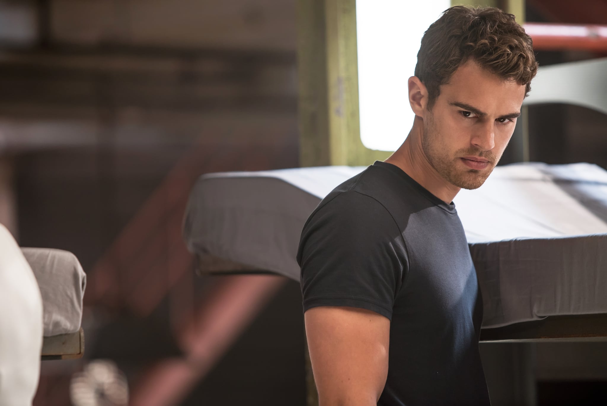 Theo James Body Divergent