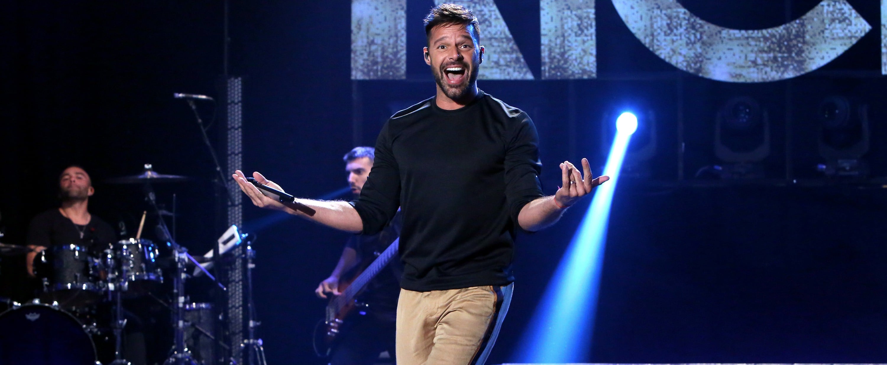 Ricky Martin Performs His Biggest Hits on The Ellen Show | POPSUGAR Latina