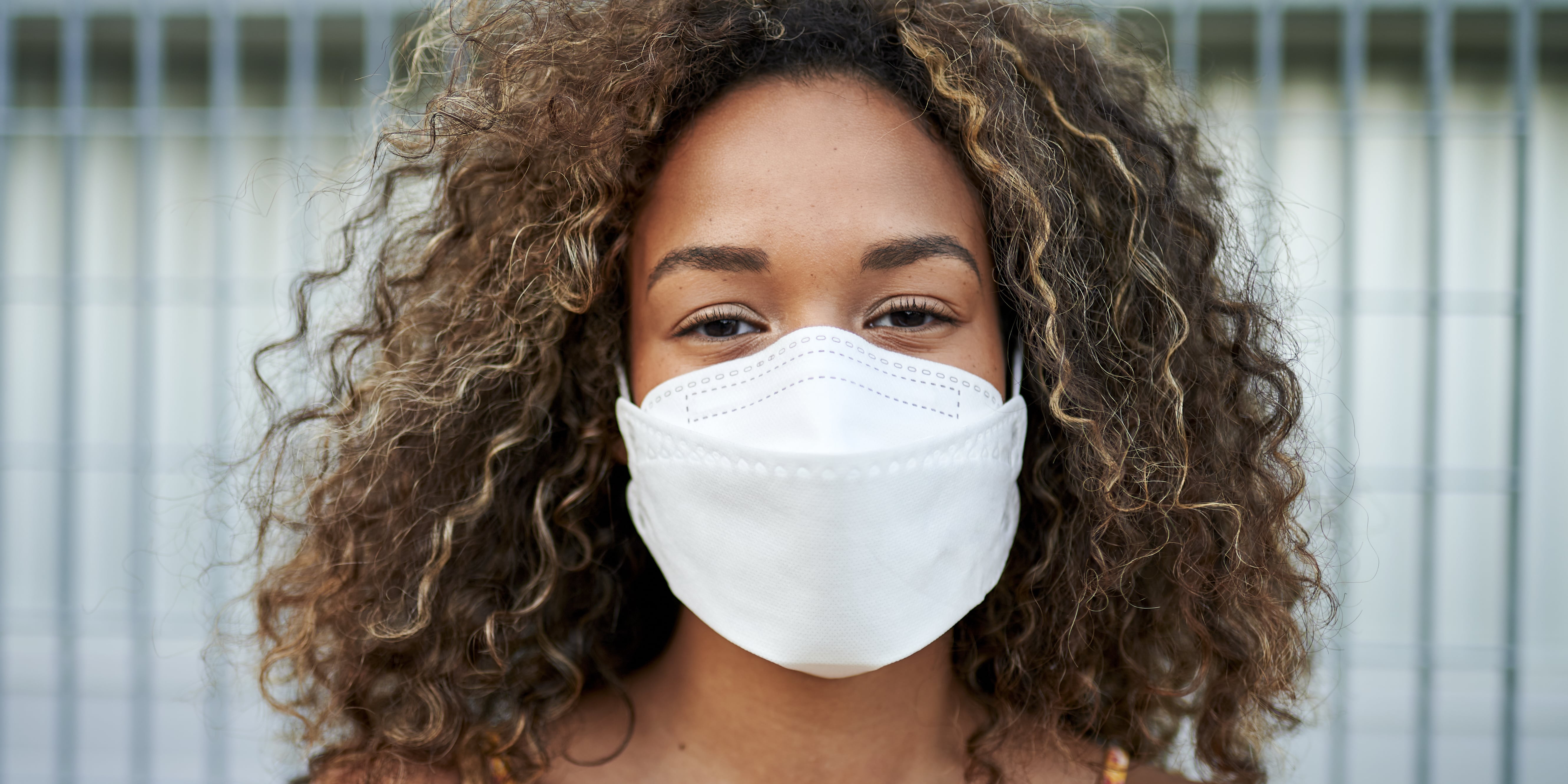 Why Your Eyes Feel Dry After Wearing a Face Mask | PS Fitness