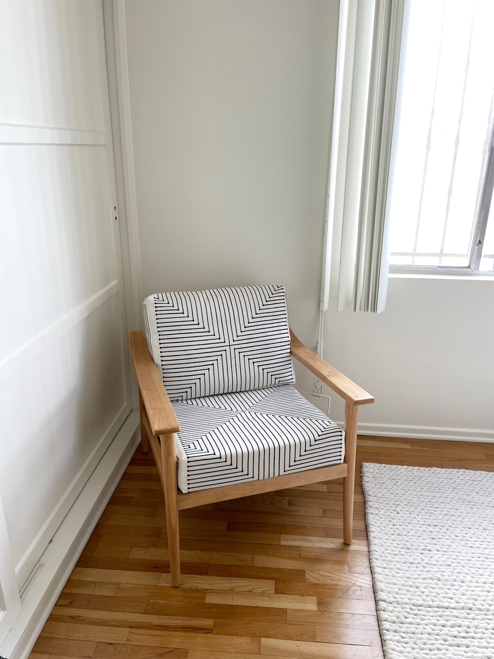 Levity x Jonathan Adler Scandinavian Lounge Chair Review | PS Home