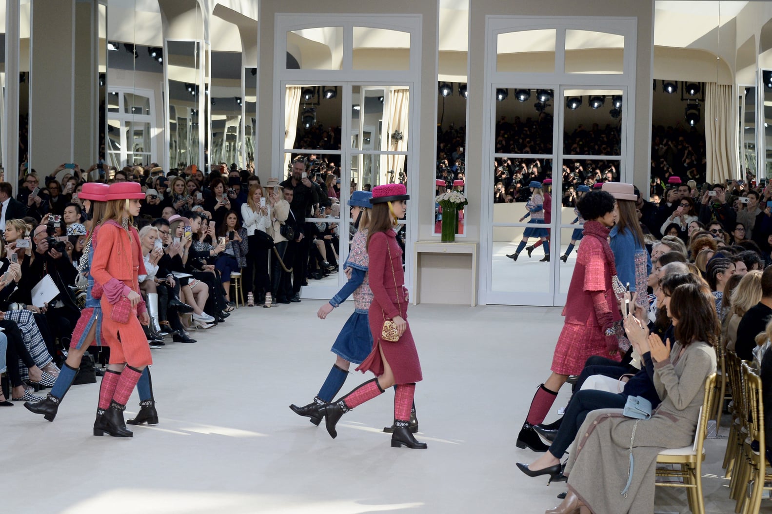 Chanel Runway Set Fall 2016 | PS Fashion