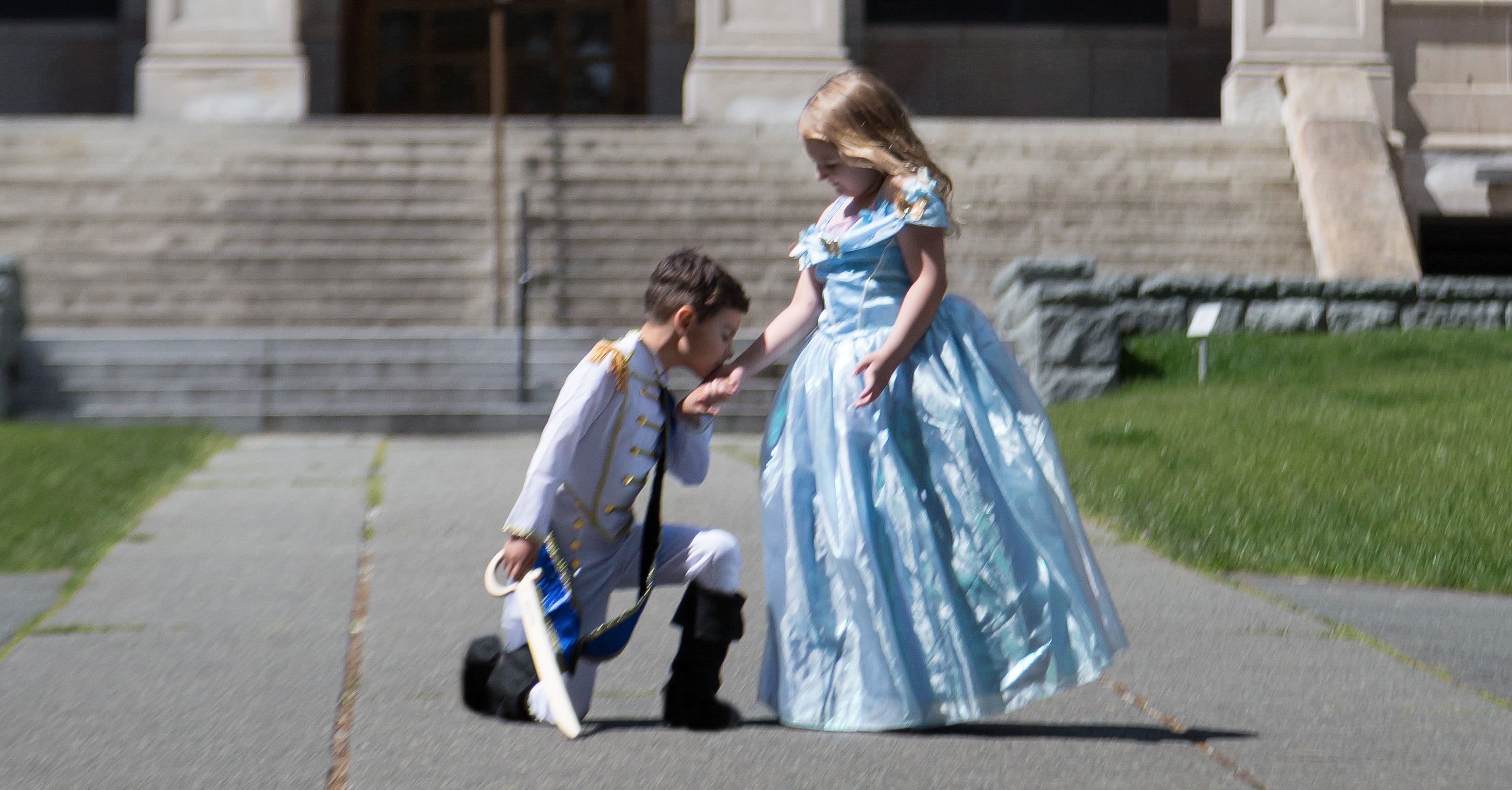 Best Friends' Disney Princess and Prince Charming Photos | PS Family