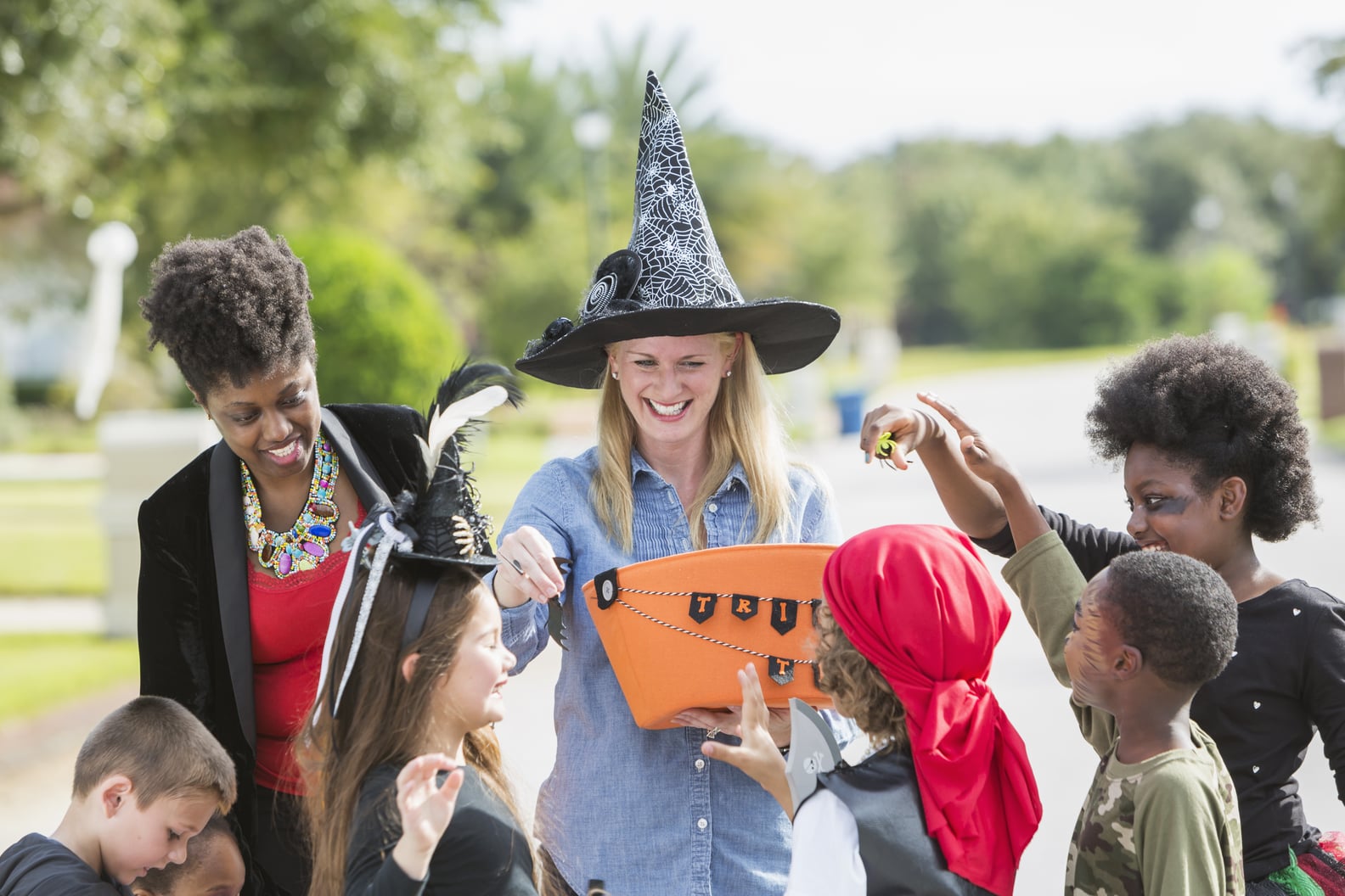 Best Halloween Costume Ideas For Teachers | PS Smart Living