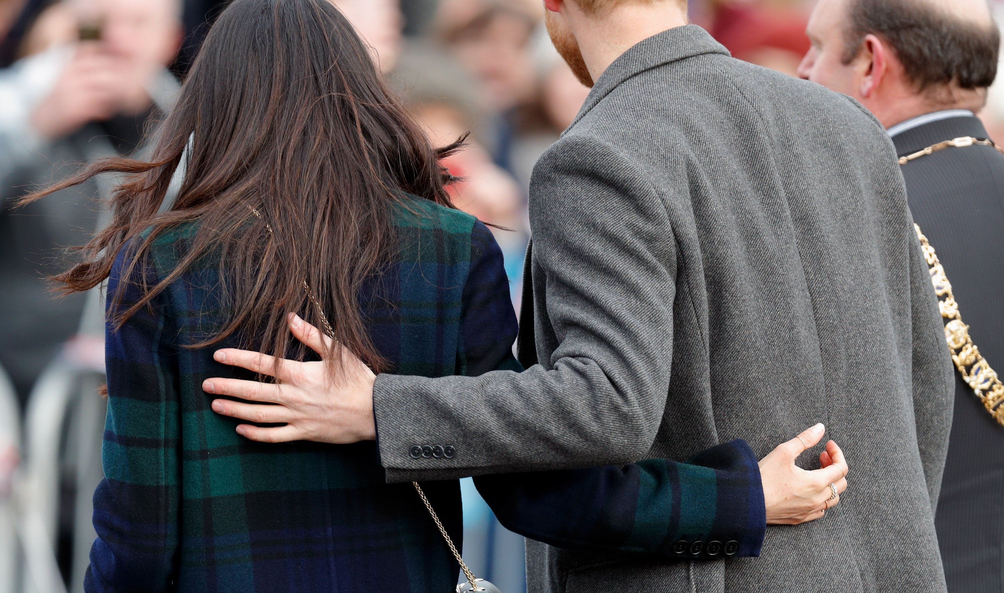Meghan Markle and Prince Harry Hands on Each Other's Backs | POPSUGAR ...