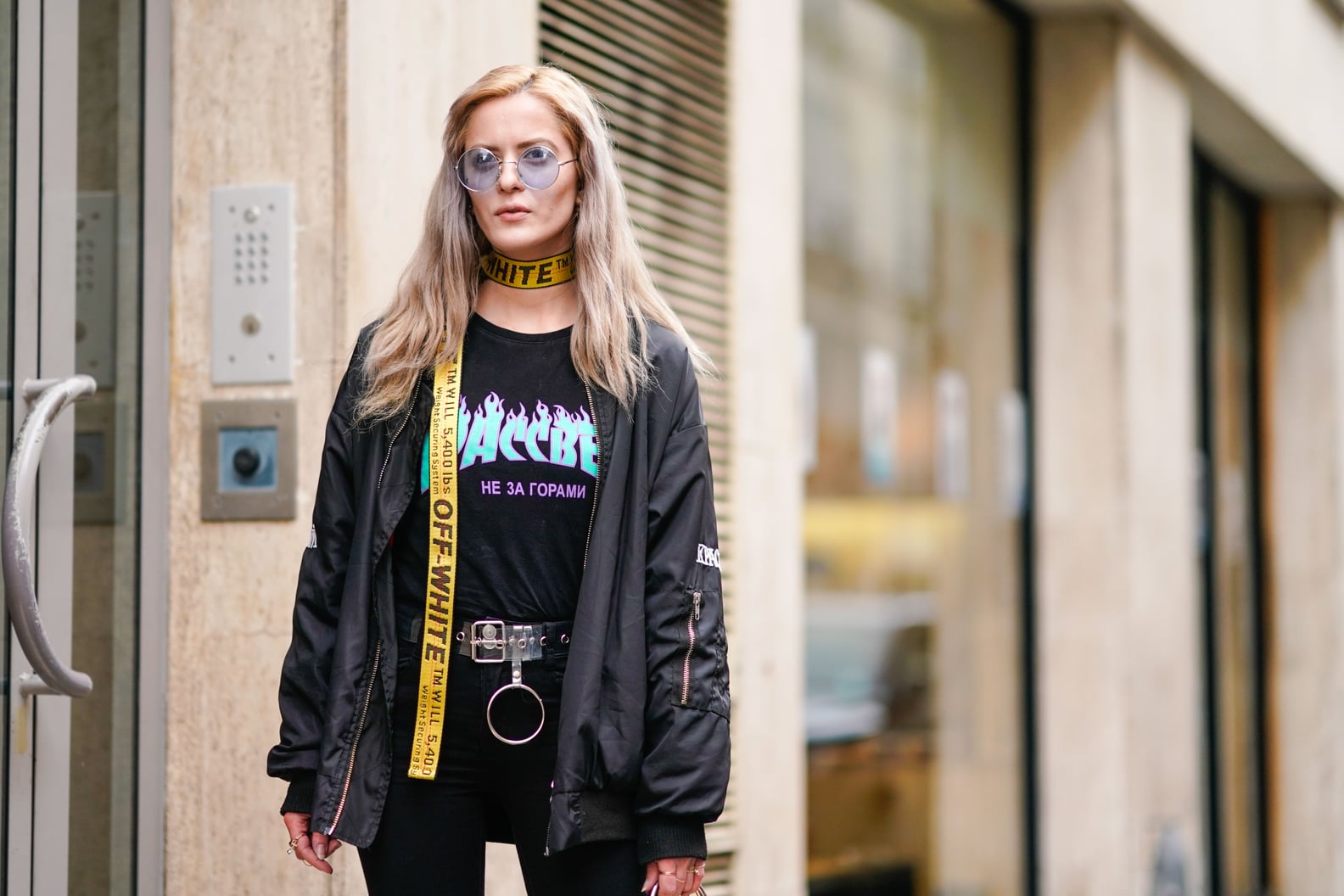 How to Actually Wear That Super-Trendy Off-White Belt | PS Fashion