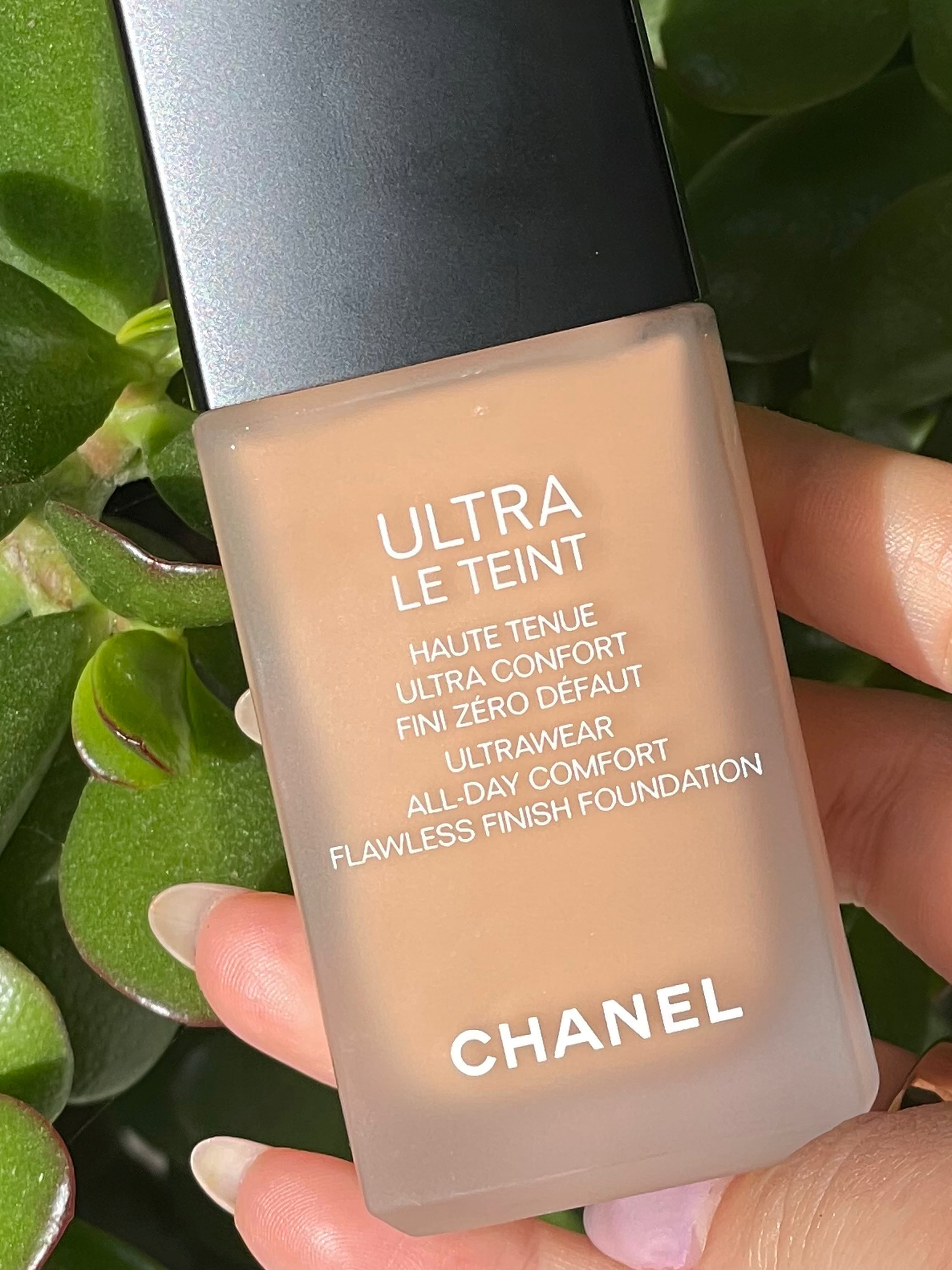 Chanel Ultra Le Teint Ultrawear Foundation Review and Photos | POPSUGAR ...