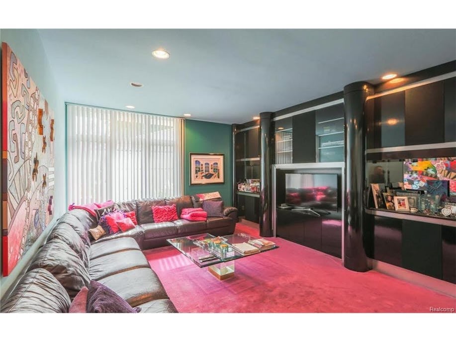 '90s Dream House | POPSUGAR Home