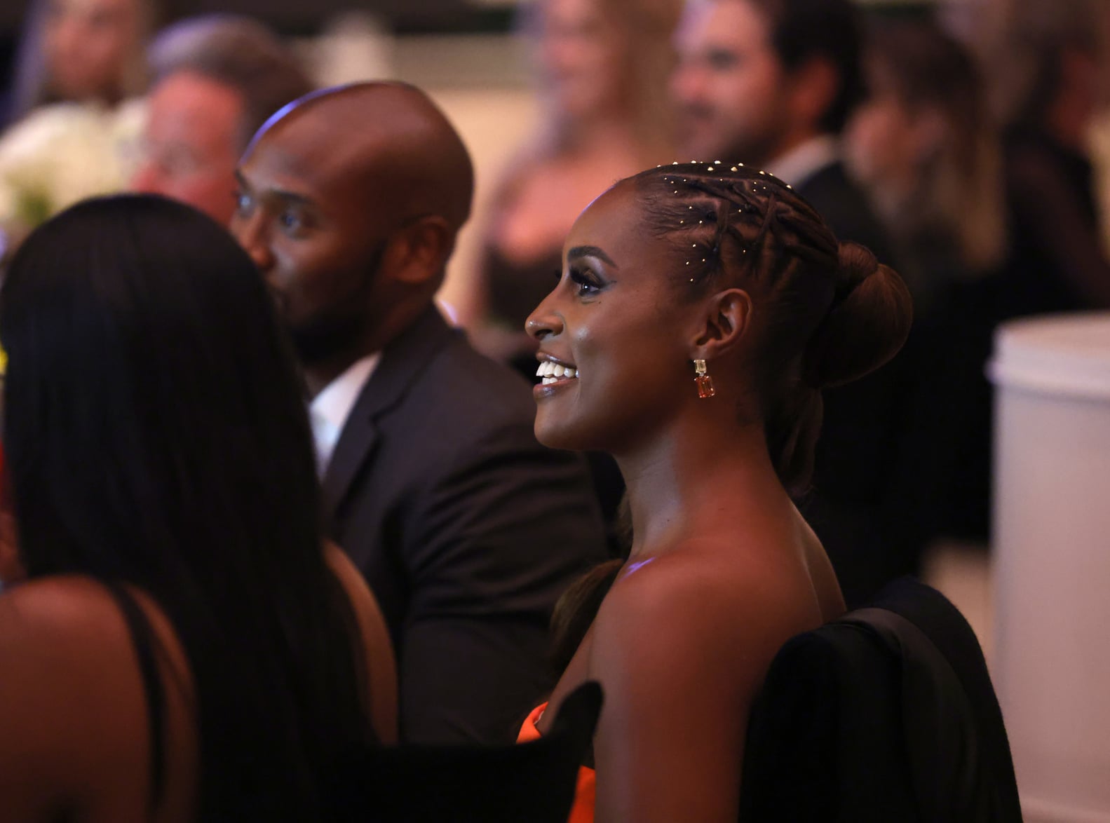 Issa Rae's Bubble-Ponytail Hairstyle: See Photos | PS Beauty