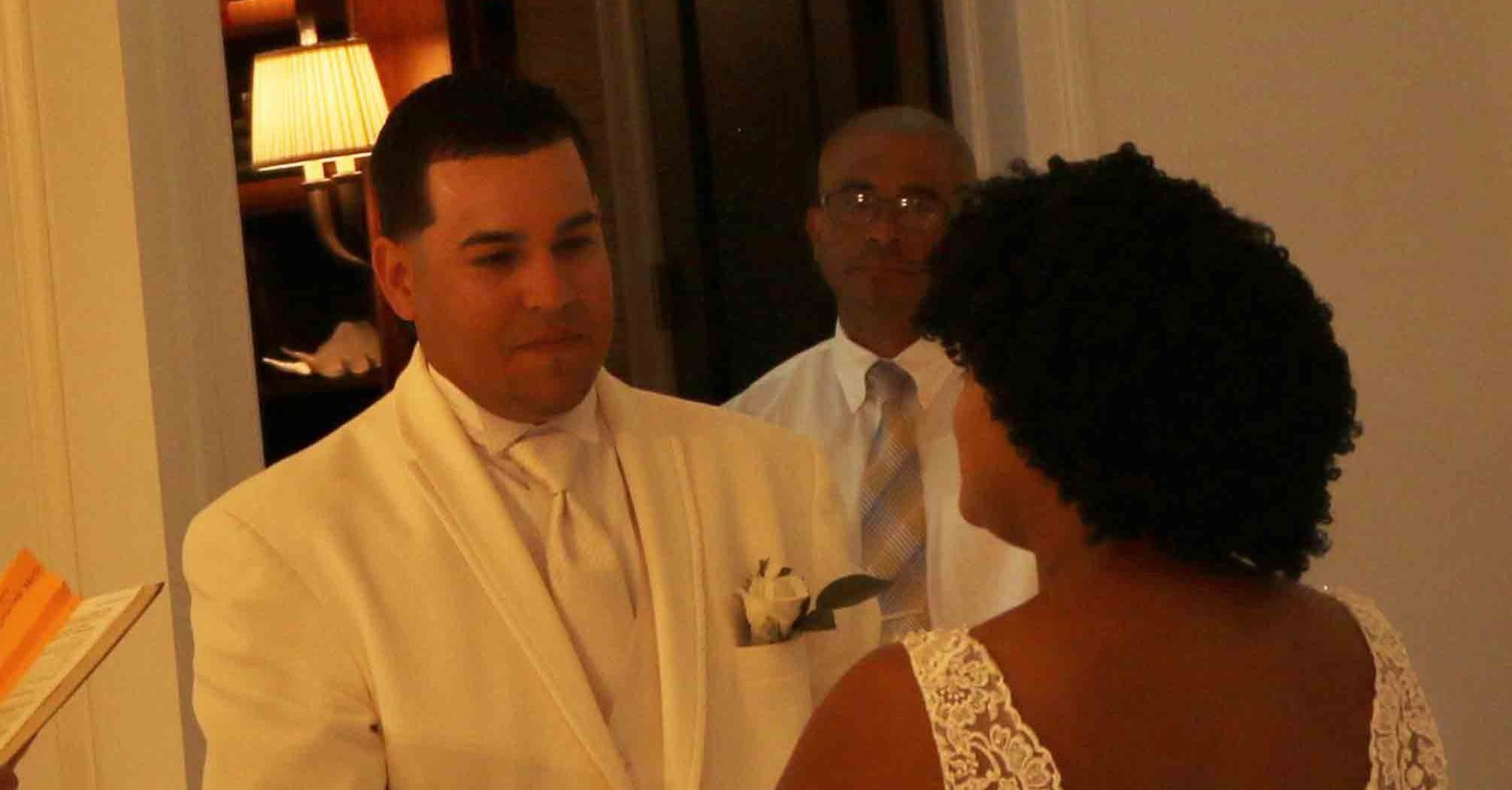 Couple Invites Strangers to Get Married in Their House | PS Family