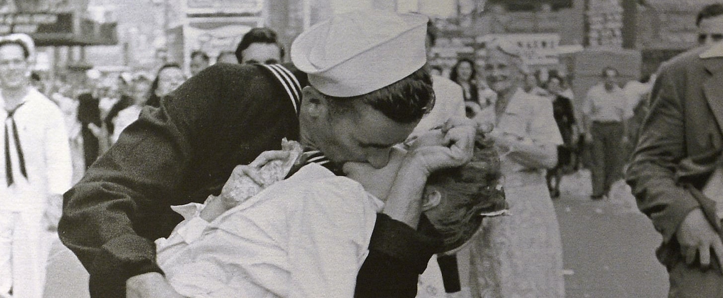 Kissing Sailor In Wwii Life Magazine Cover Photo Dies Popsugar Celebrity