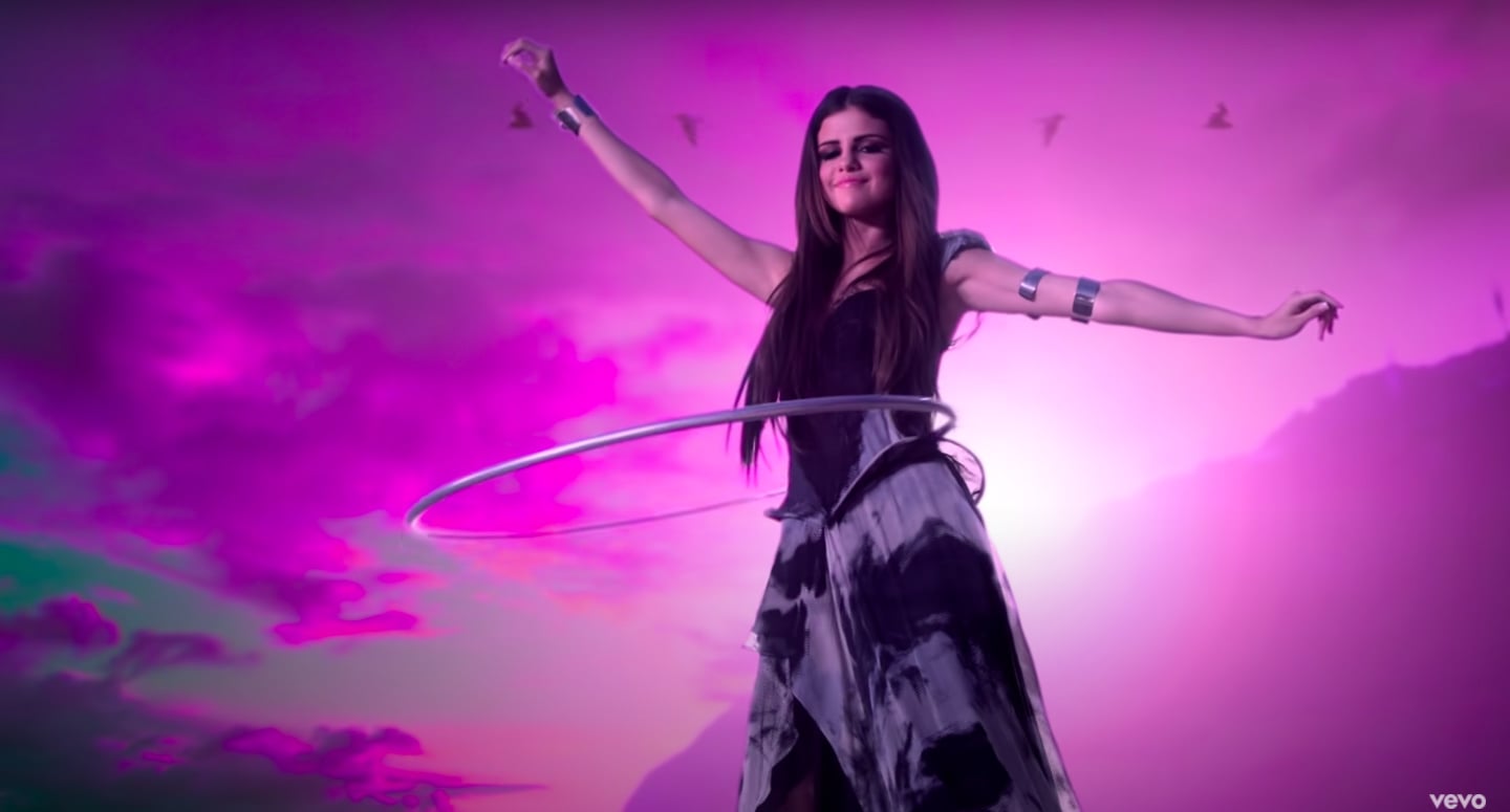 Selena Gomez Dress In Love You Like A Love Song