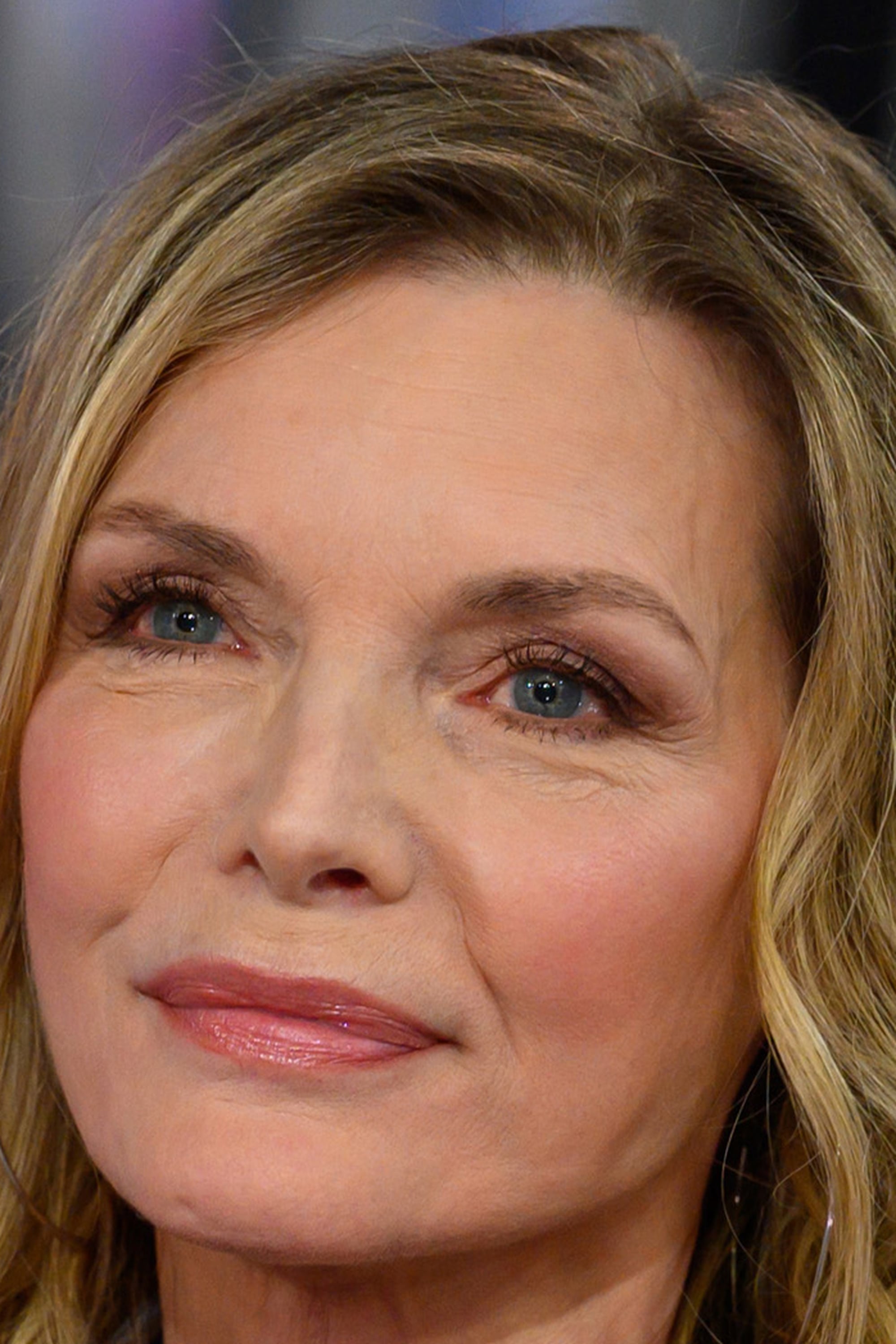 Michelle Pfeiffer S New Haircut See Photos Of Her Lob Popsugar Beauty