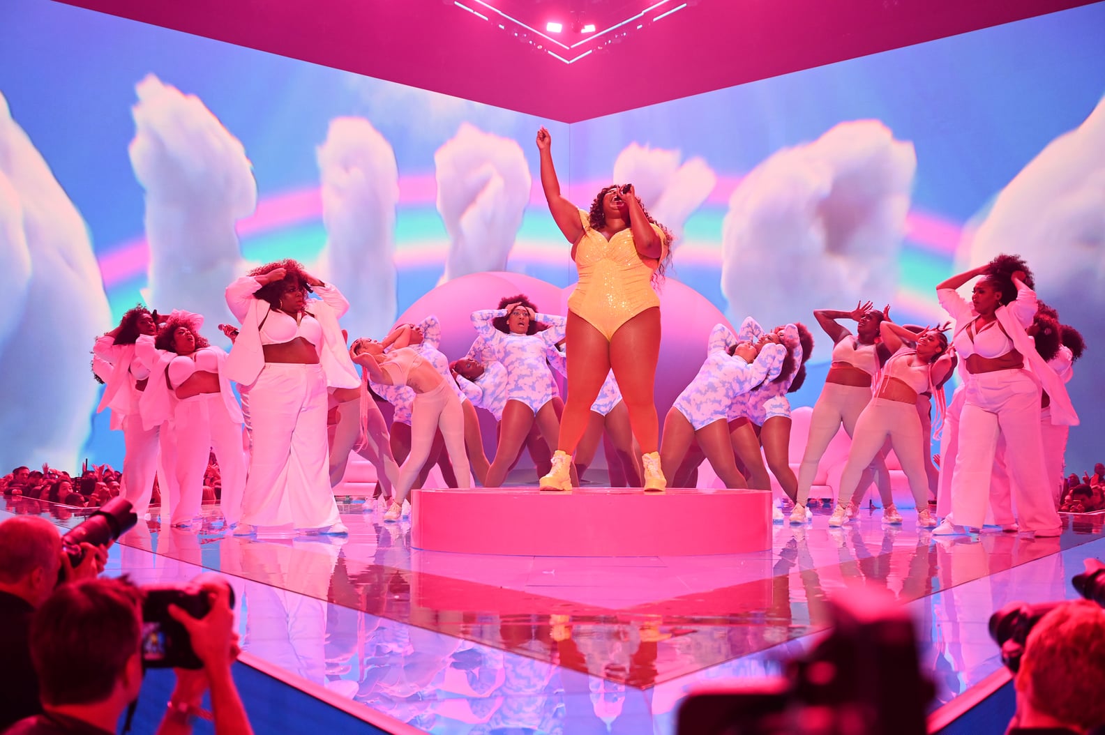 Lizzo 2019 MTV VMAs Performance Video | PS Entertainment