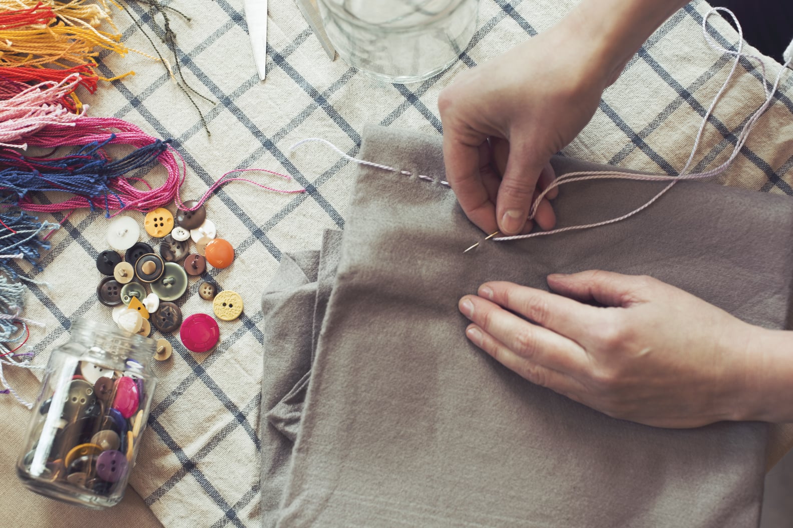 Basic Hand-Sewing Videos For Beginners: Seams, Darts, Knits | PS Fashion