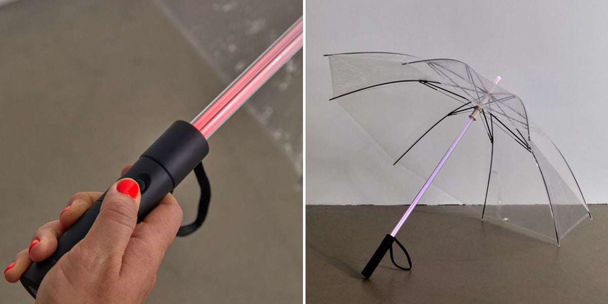 This Light-Up Umbrella Comes With 7 Different Colors | PS Smart Living