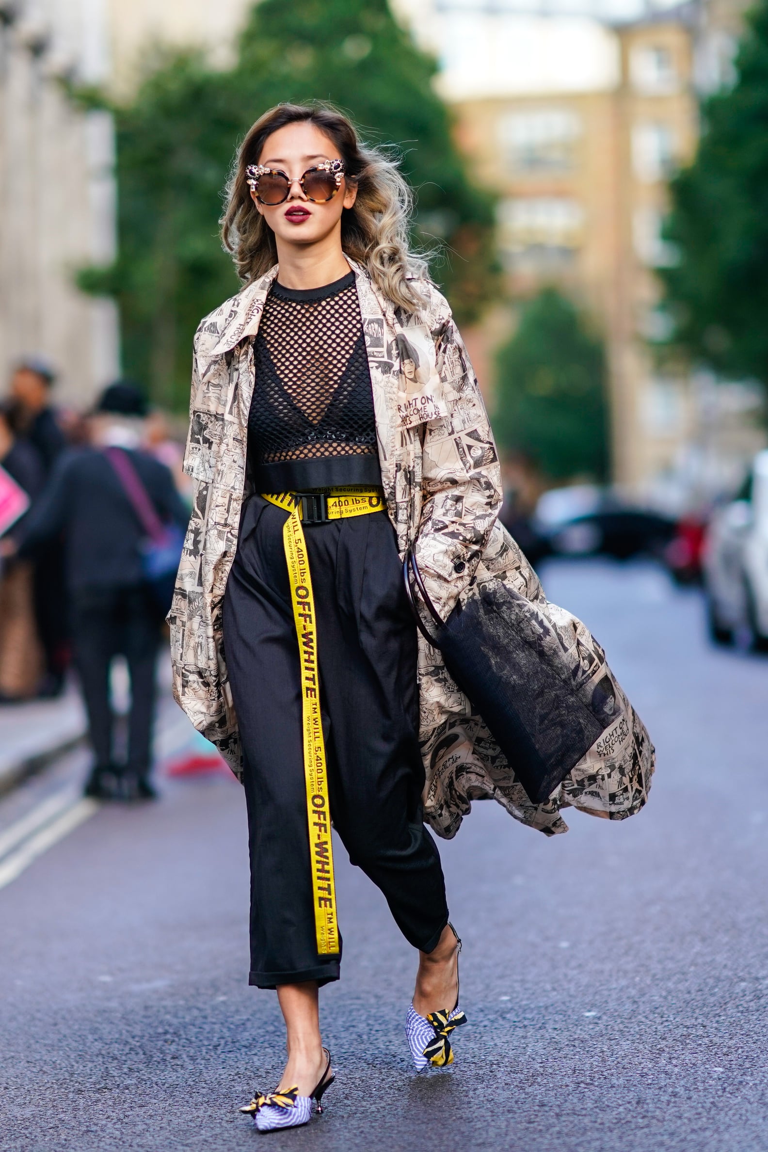 How to Actually Wear That Super-Trendy Off-White Belt | PS Fashion