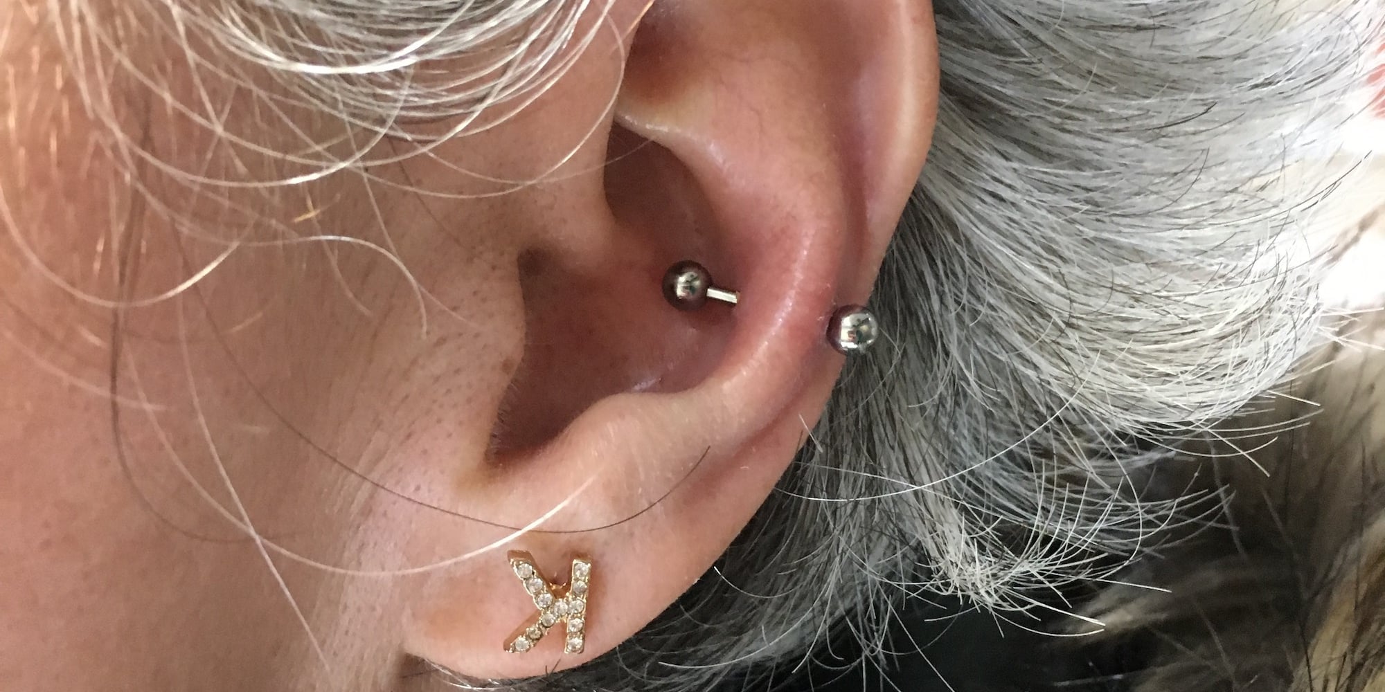 What to Know Before Getting A Snug Piercing: Expert Tips | PS Beauty