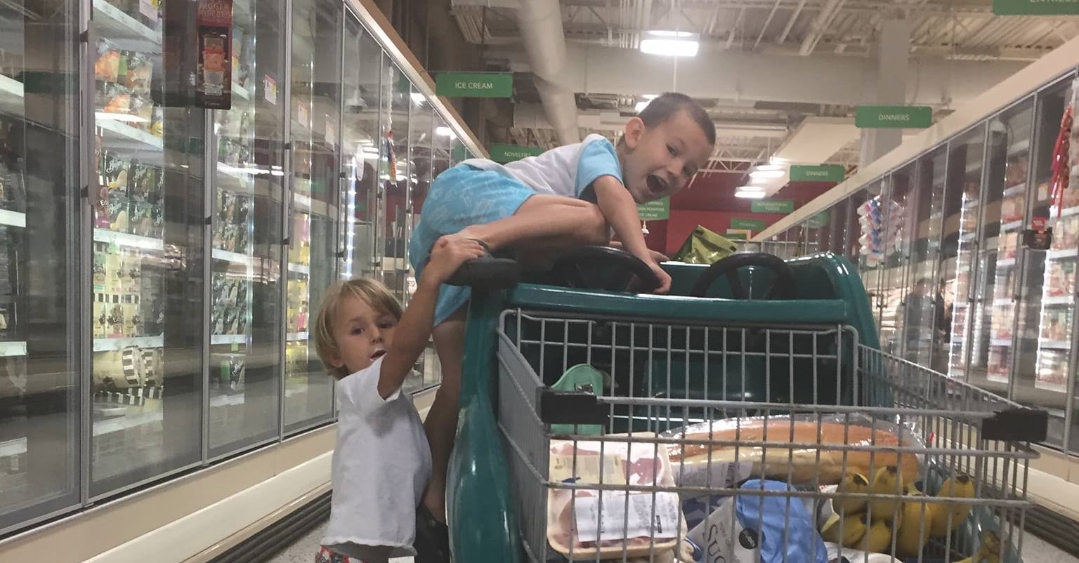 Mom's Funny Photo of Kids at Grocery Store | PS Family