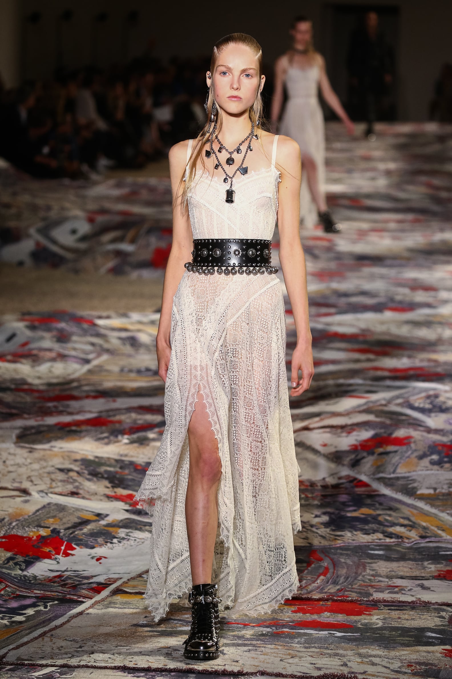 Alexander McQueen Spring 2017 Collection | PS Fashion