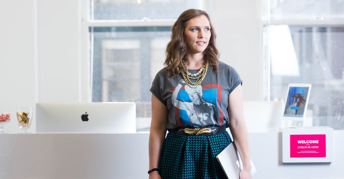 A Fashion Editor Dressed Me For a Week | PS Fashion