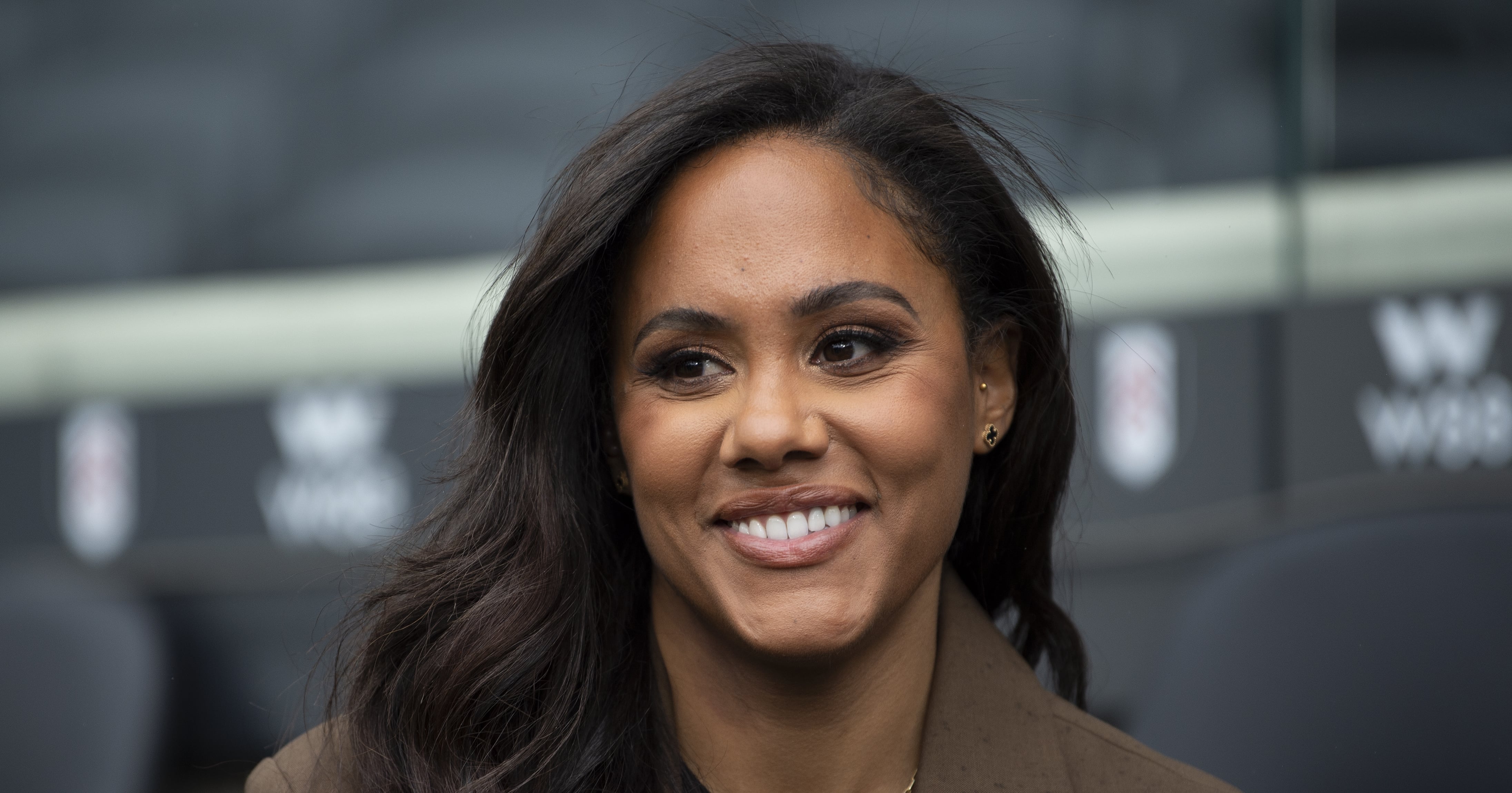 Alex Scott Wears OneLove Armband at FIFA World Cup 2022 | PS UK Celebrity